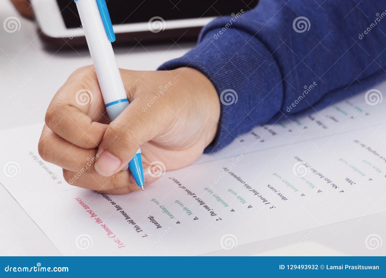 Student`s Hand Taking English Test in Class Stock Photo - Image of ...