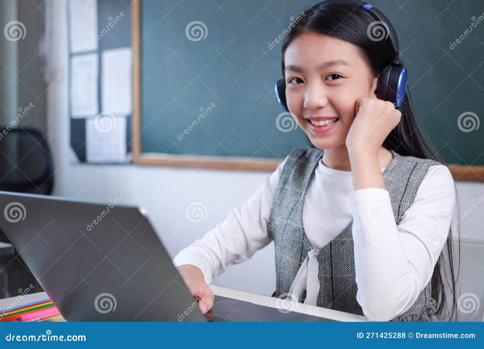Student Studying and Reading Textbook with Happiness in Classroom Stock ...