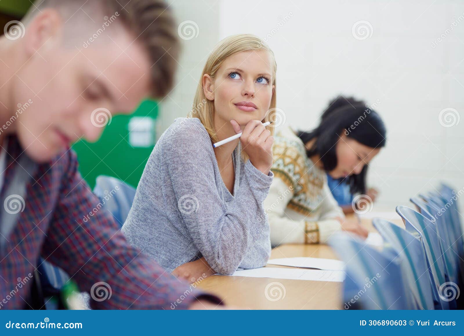 Student, Thinking and Exam Writing in University Classroom for ...