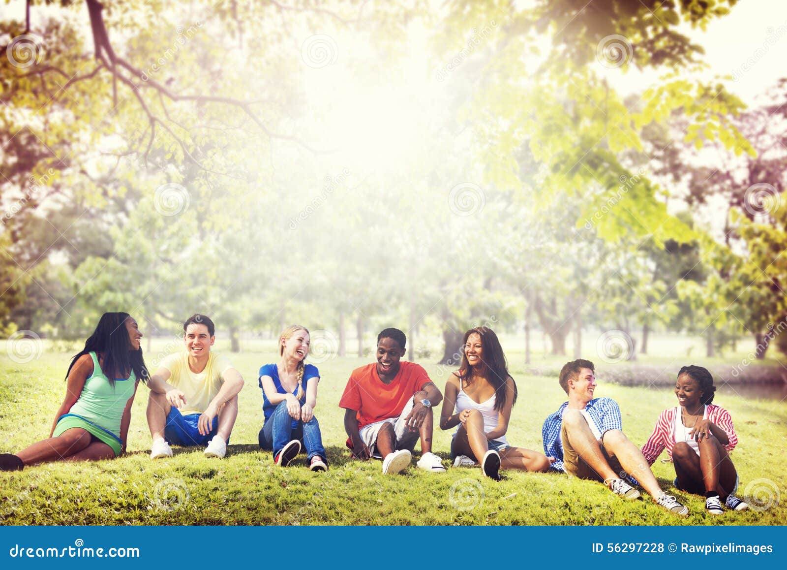 Studentenvriendschap Team Relaxation Holiday Concept Stock Foto - Image of levensstijl, pret ...