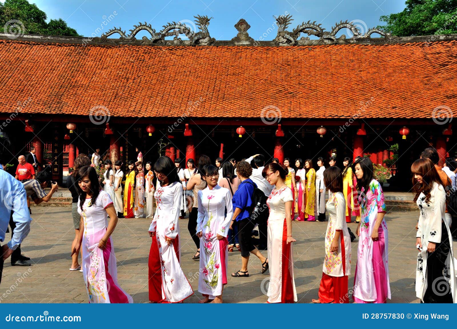 Students in Ao Dai,Hanoi,Vietnam Editorial Image - Image of mode ...