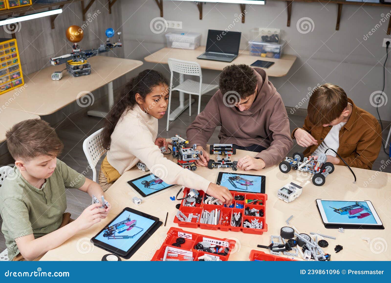 Students Building Robots According To the Project Stock Photo - Image ...