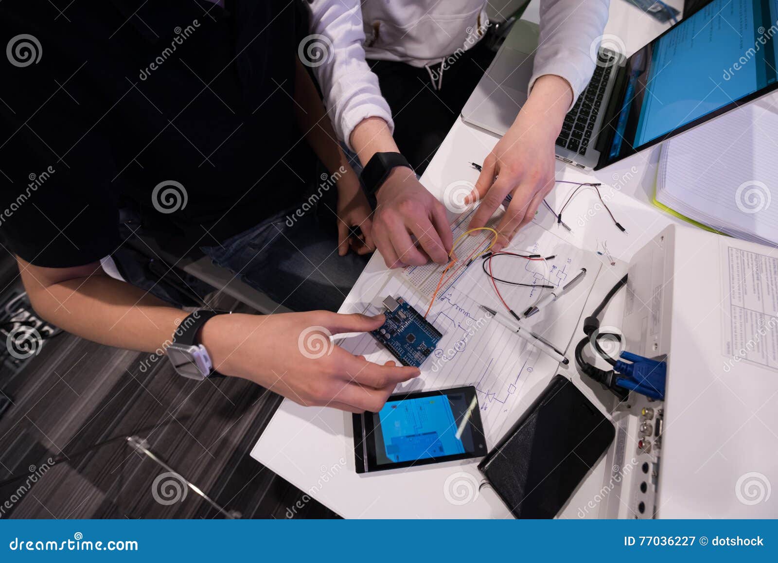 It Students in Computer Science Classroom Stock Image - Image of cable ...