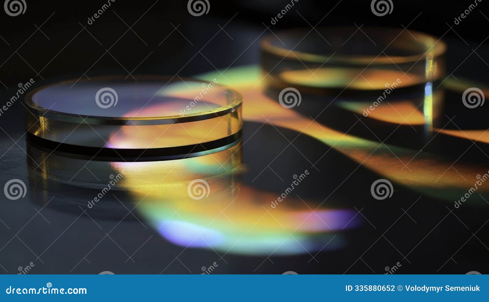 Students Conduct a Physical Experiment on Light Interference Using ...