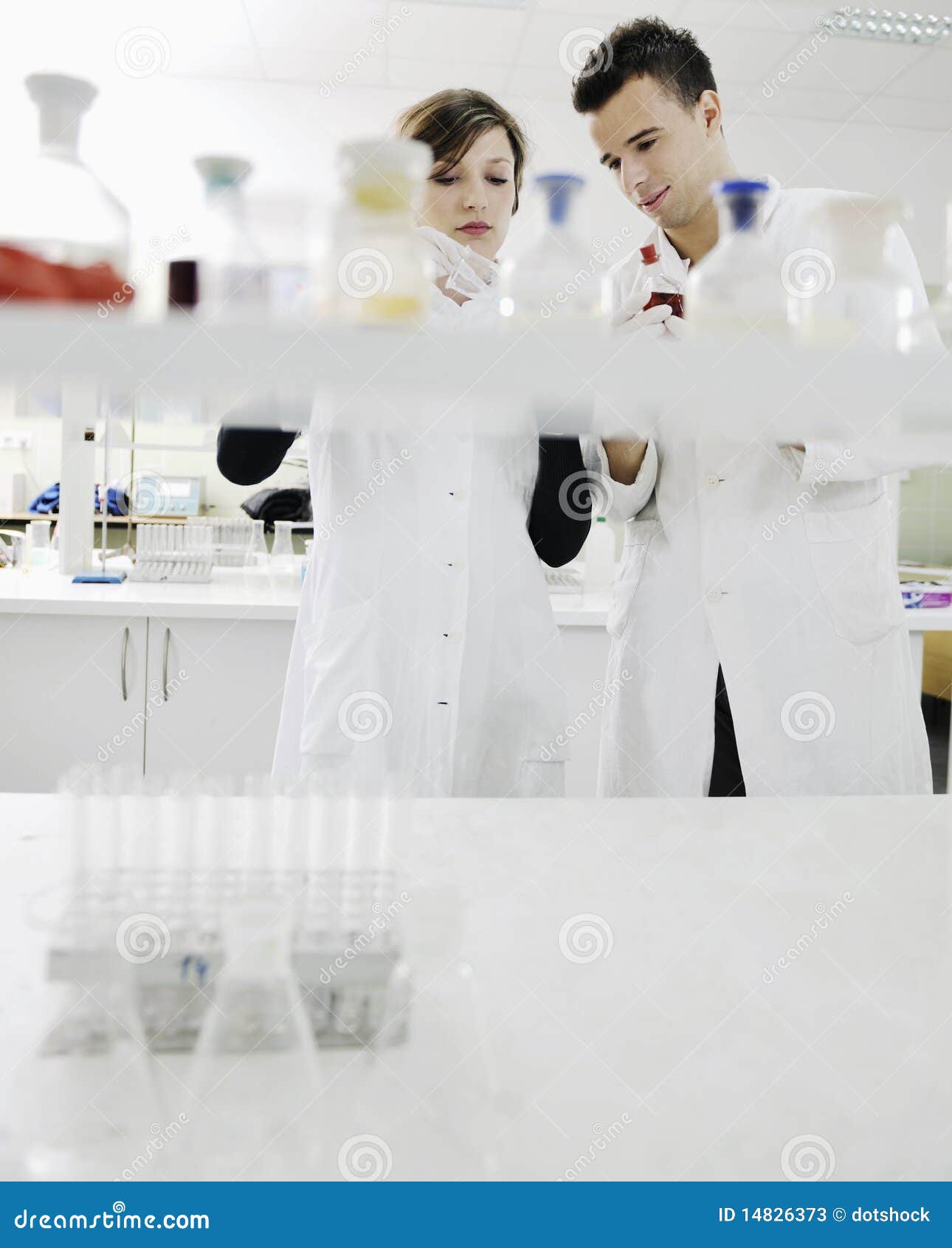 Students couple in lab stock image. Image of healthcare - 14826373