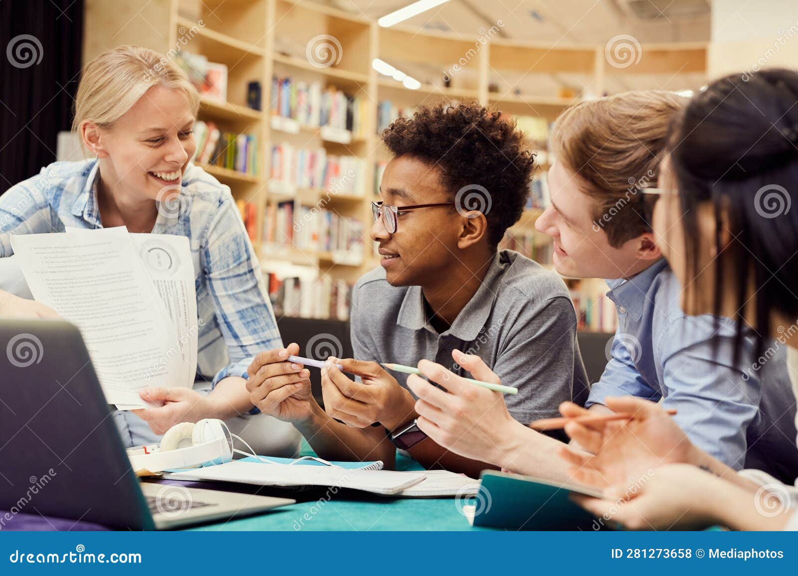 Students Exchanging Project Ideas Stock Photo - Image of laptop ...