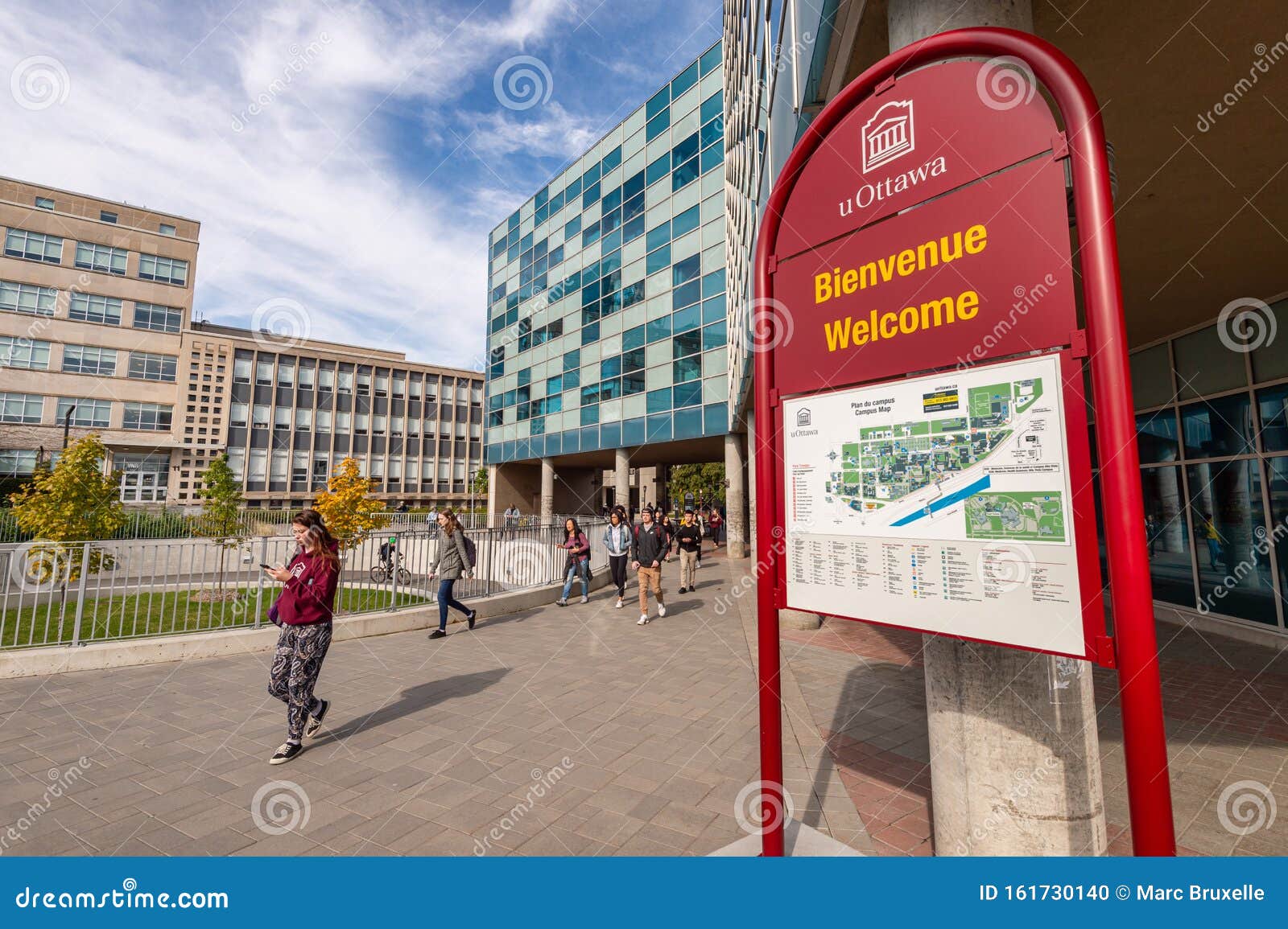 Students Going Out of University of Ottawa Careg Building Editorial ...