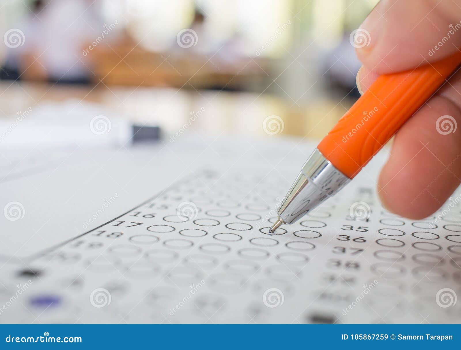 Students Hand Testing Doing Examination with Pen Drawing Selected ...