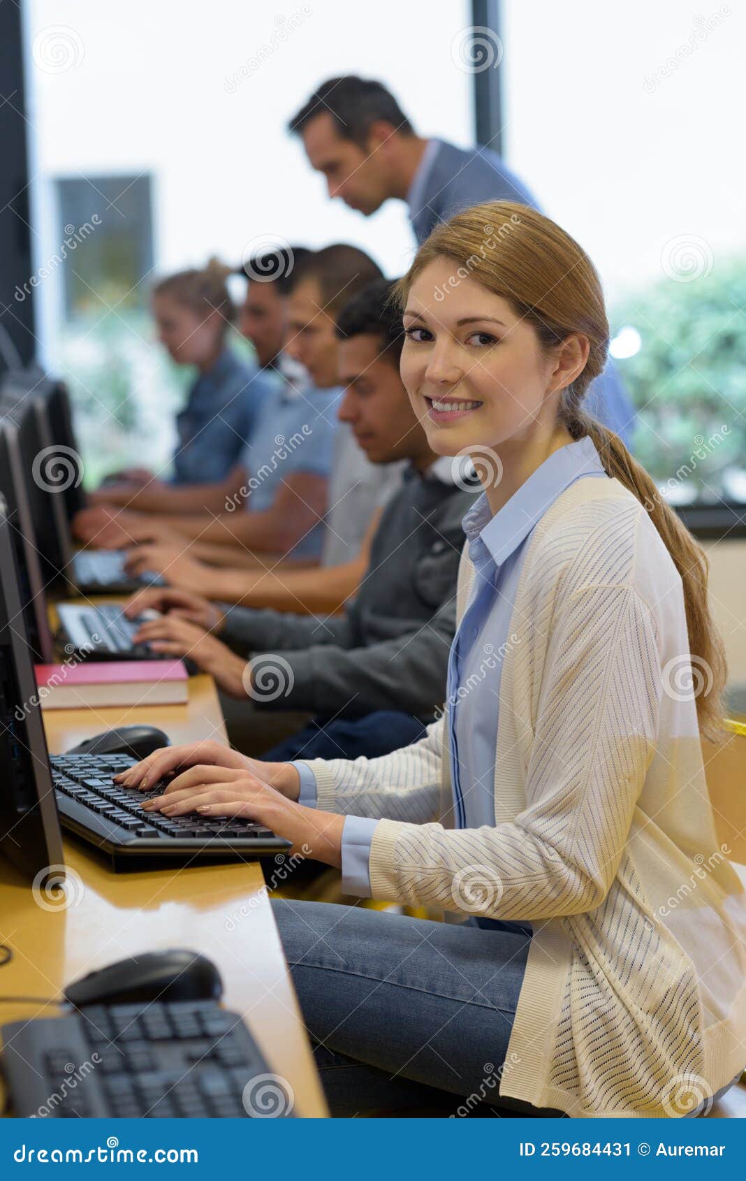 Students Information Technology Class Stock Image - Image of university ... Students Information Technology Class Stock Image - Image of university ...