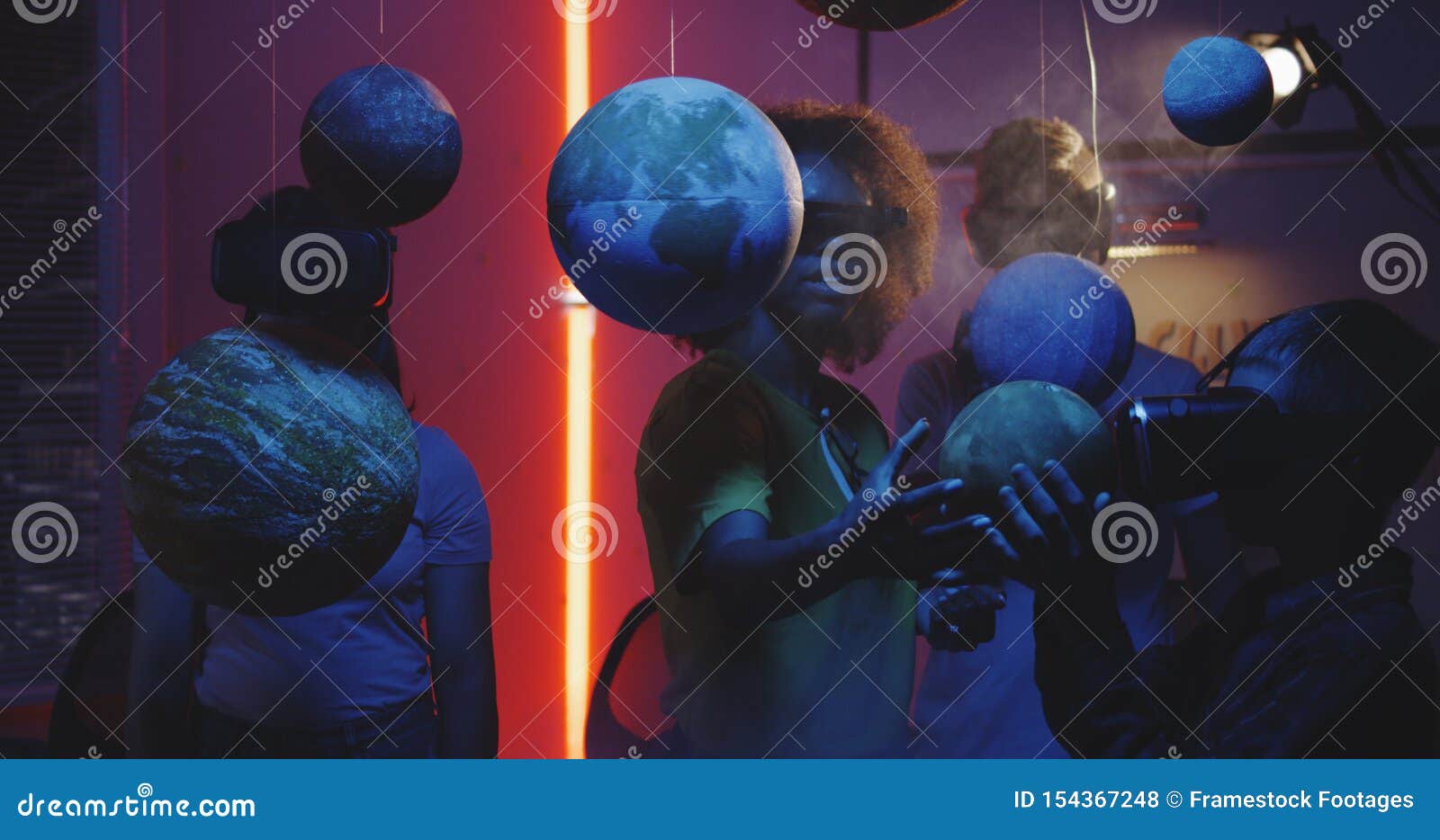 Students Learning Astronomy with VR Headset Stock Photo - Image of ...