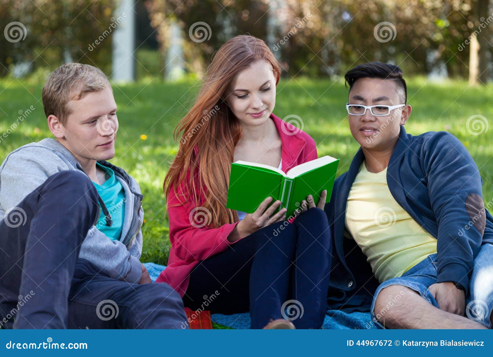 Students Learning in a Park Stock Photo - Image of girl, friend: 44967672