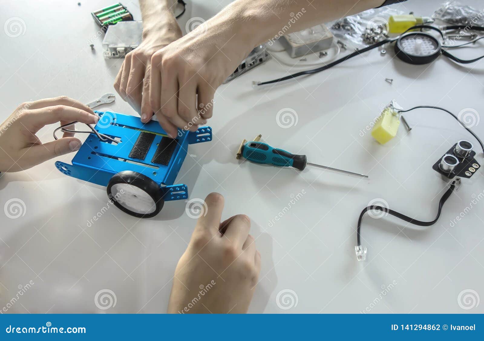 Students Making Future Robot. Robotic, Learning, Technology, Education ...