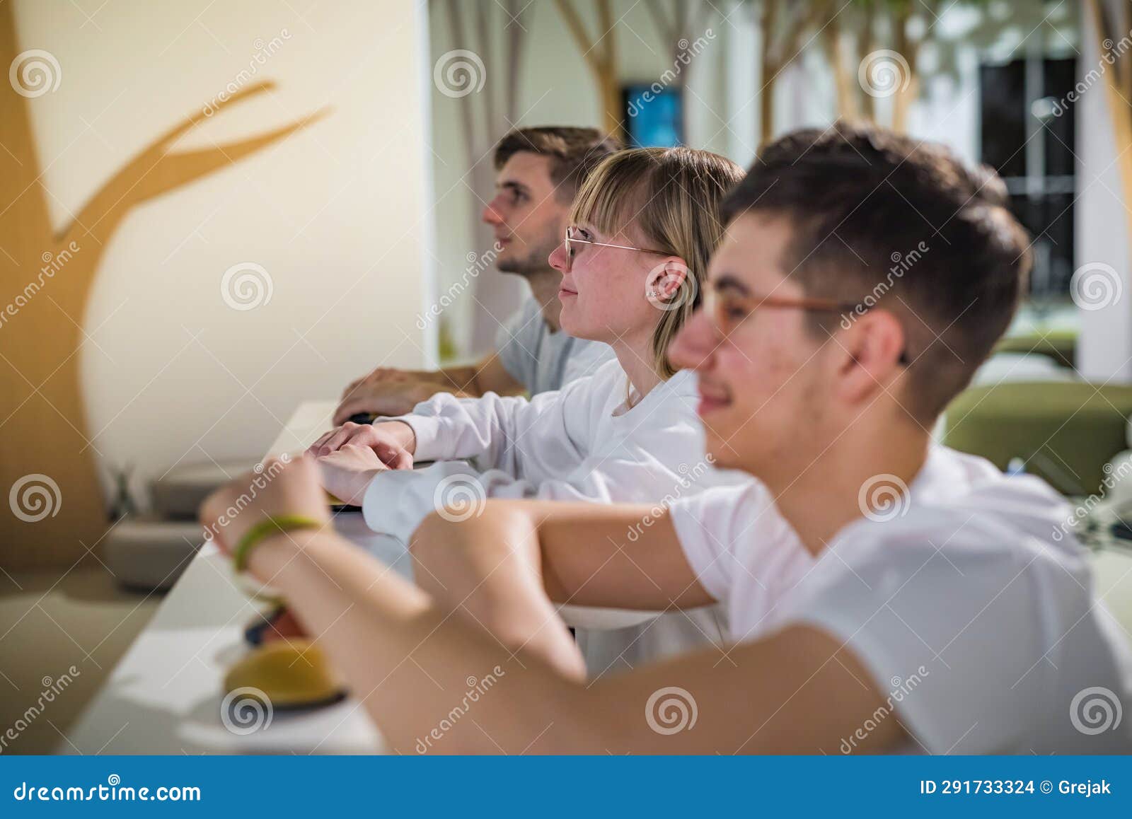 Students at a Quiz Competition Stock Photo - Image of buzzer, confirm ...