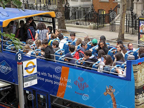 Students on Sightseeing Tour Bus Editorial Stock Image - Image of ...