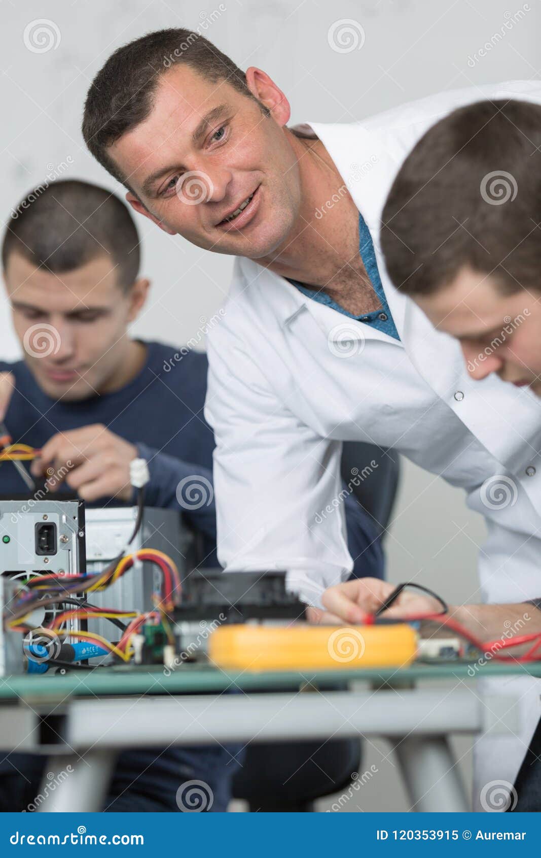 Students in Technology Fixing Computer Processing Stock Image - Image ...