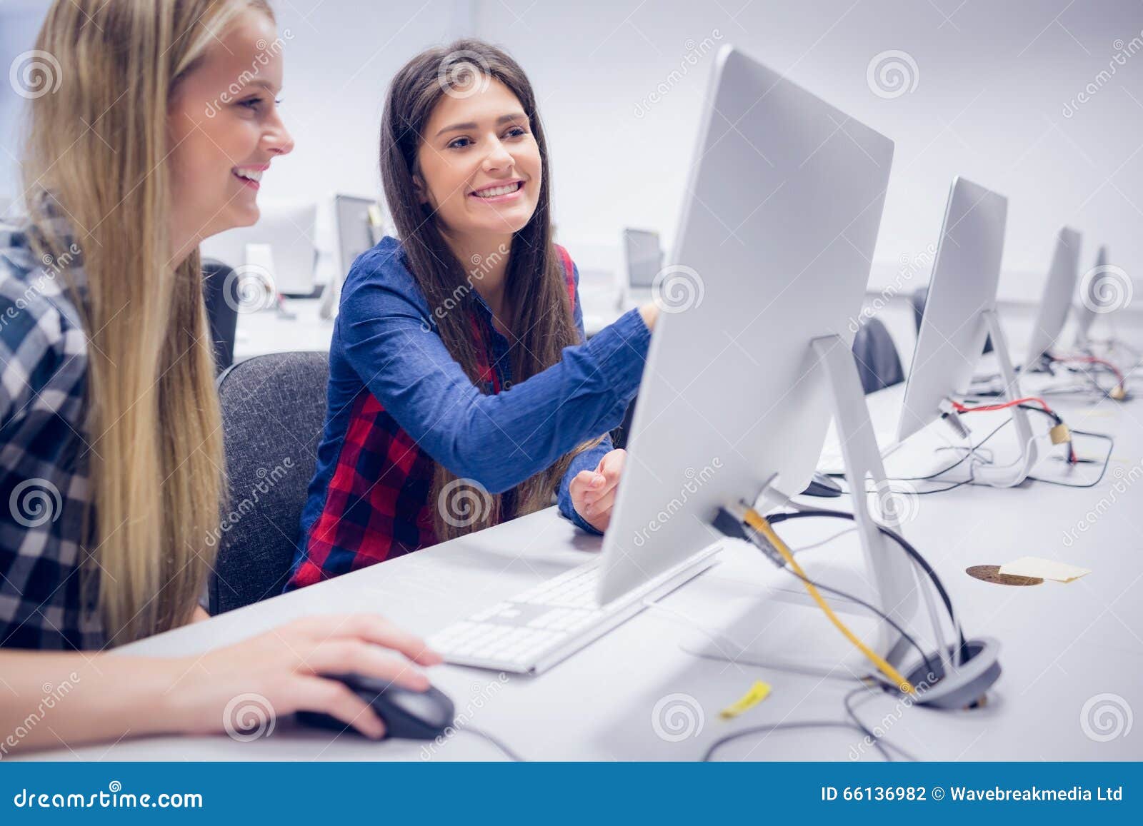 Students Working on Computer Stock Photo - Image of desk, higher: 66136982