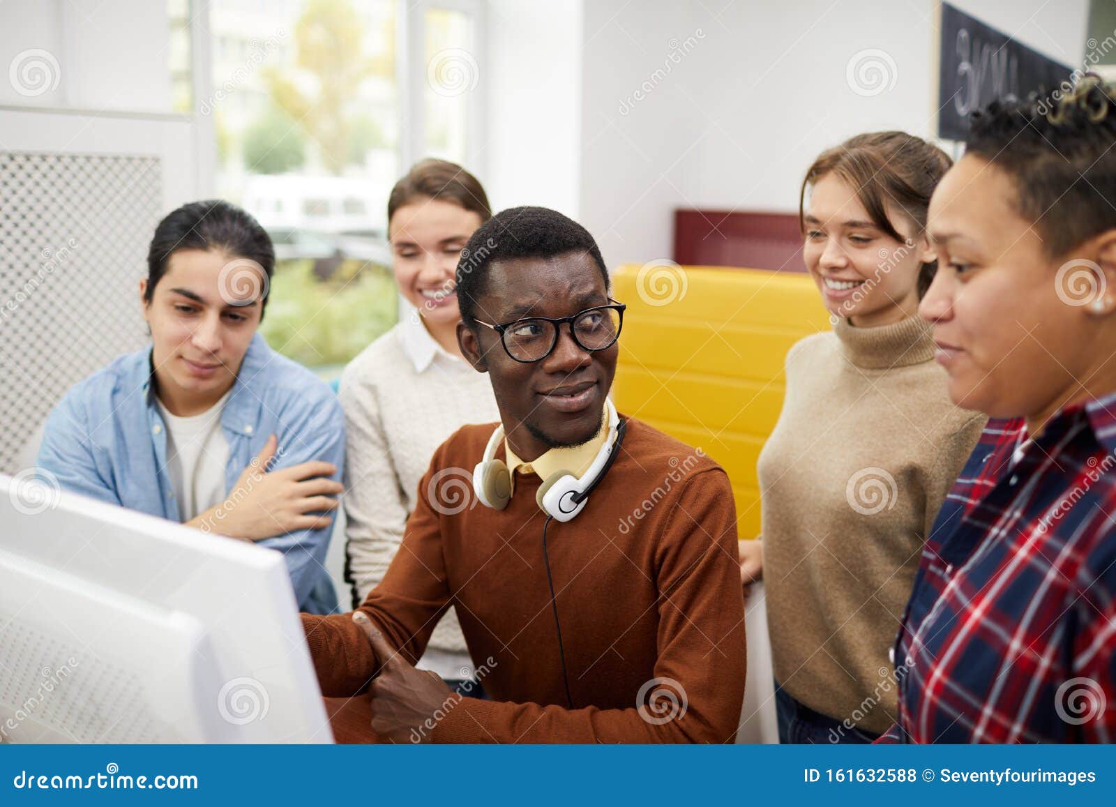 Students Working on Group Project in Library Stock Photo - Image of ...