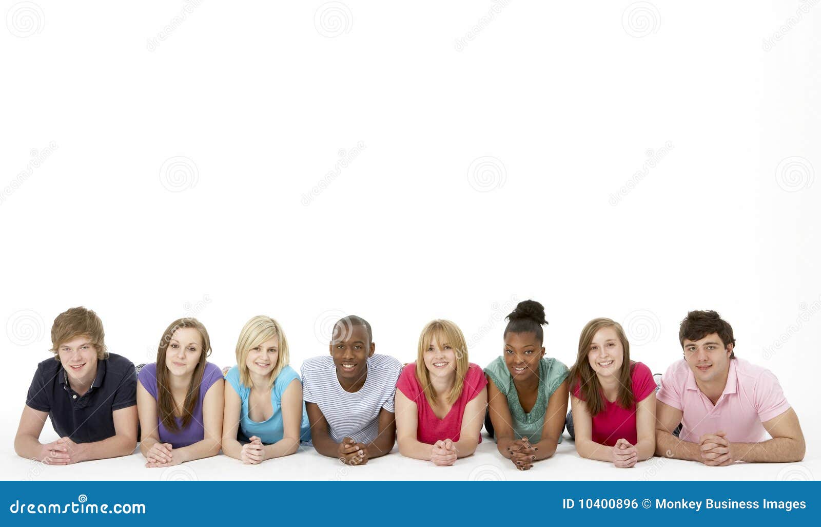 Studio De Groupe D'amis D'adolescent Photo stock - Image du studio ... Studio De Groupe D'amis D'adolescent Photo stock - Image du studio ...