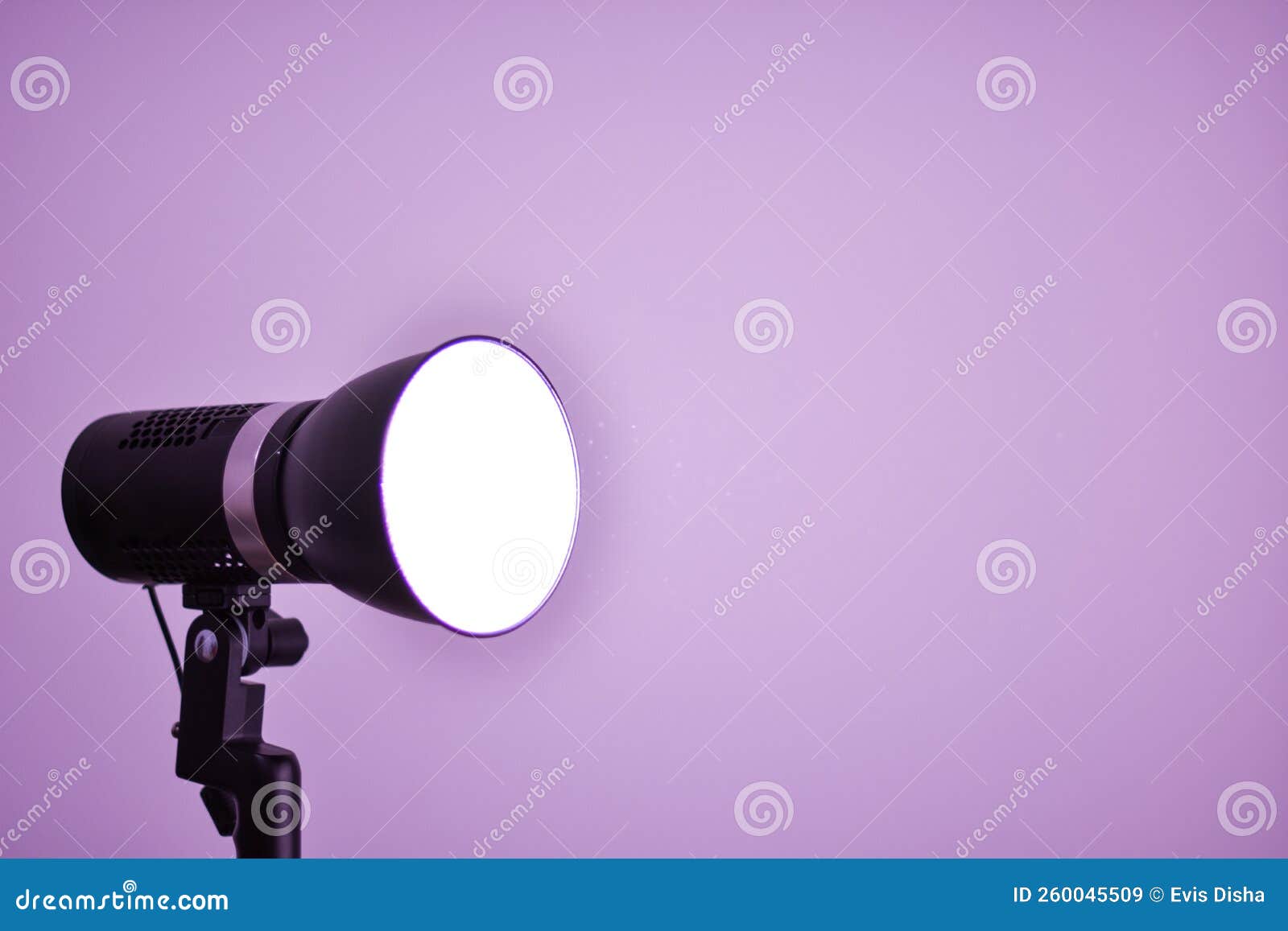 Studio Flash Light on a Tripod Stand Isolated on Very Peri Background ...