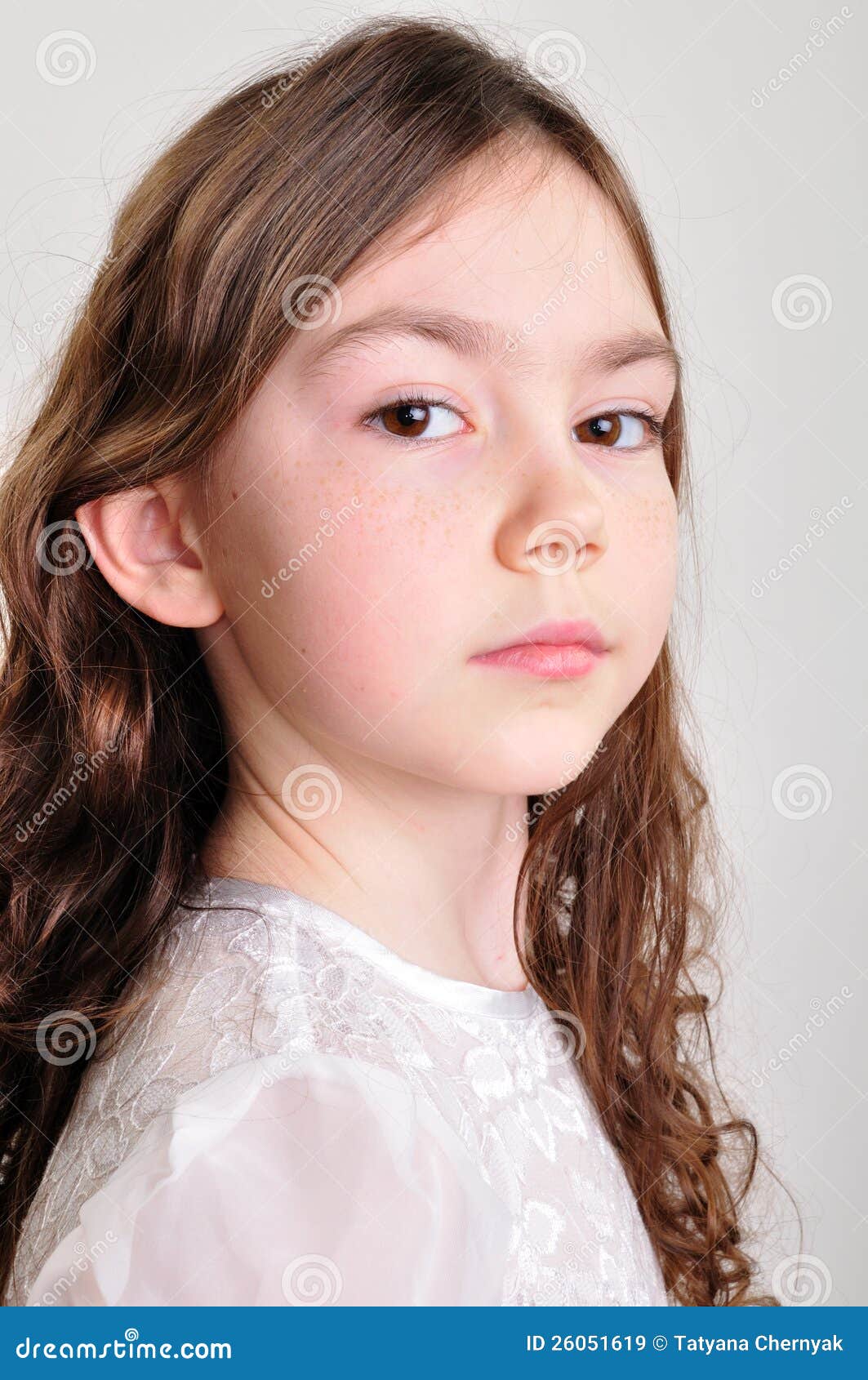 Studio Portrait Od a Pretty Girl Stock Image - Image of face, dreams ...
