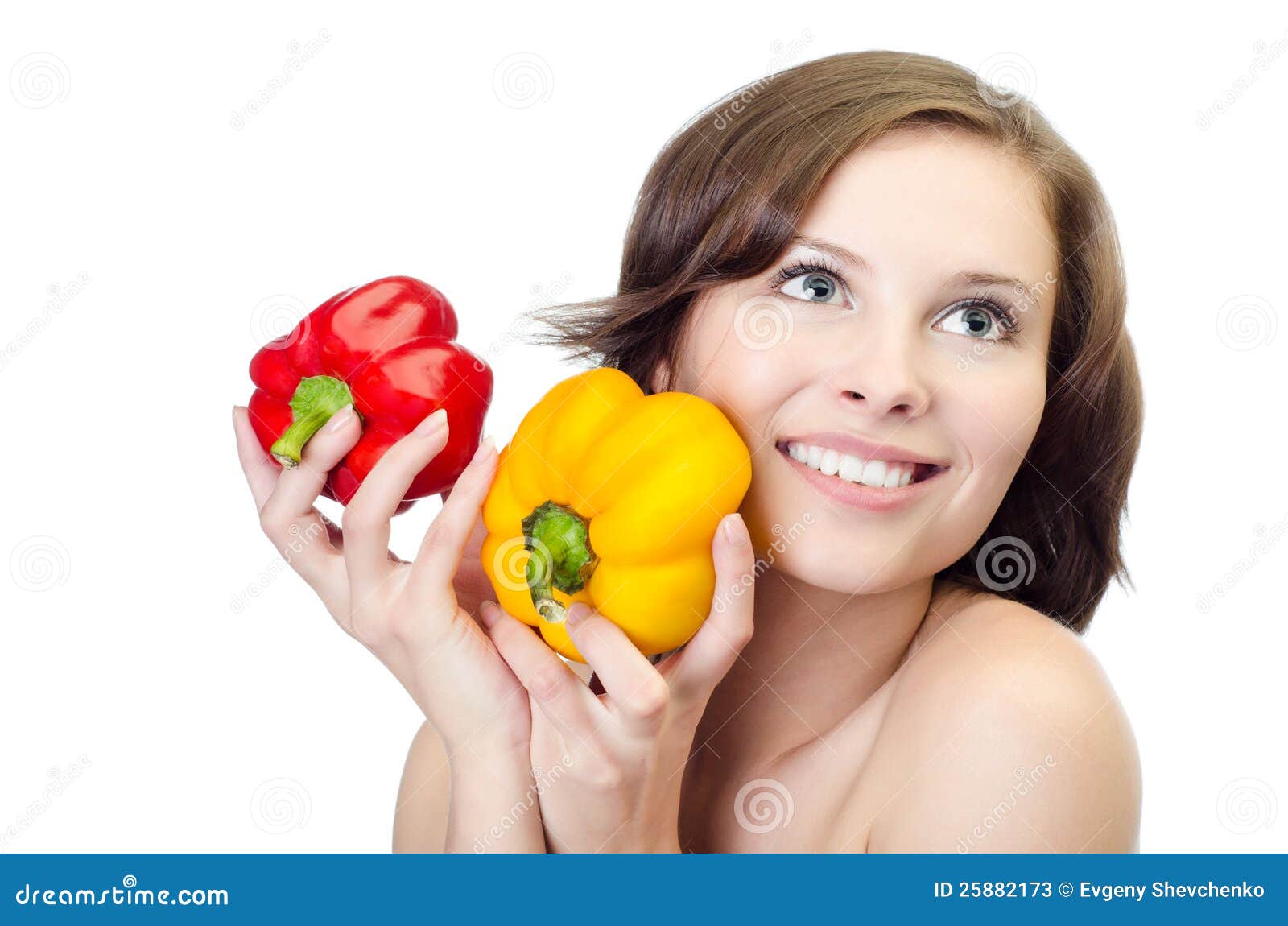 Studio Schoss Von Einer Jungen Frau Mit Zwei Pfeffern Stockbild - Bild ...