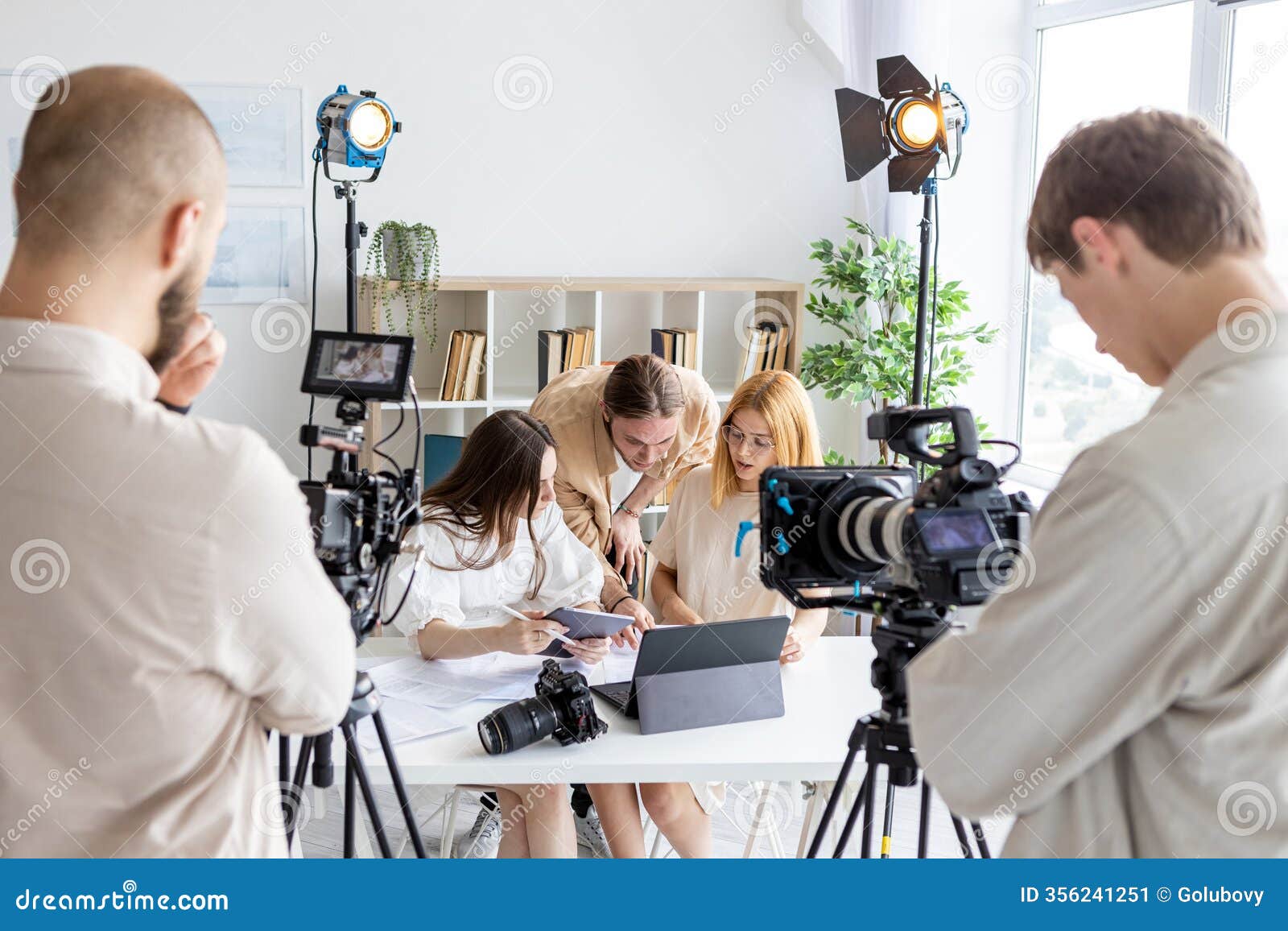 Studio Team Group Discussion Prepare Media Shoot Stock Image - Image of preparing, interior ...