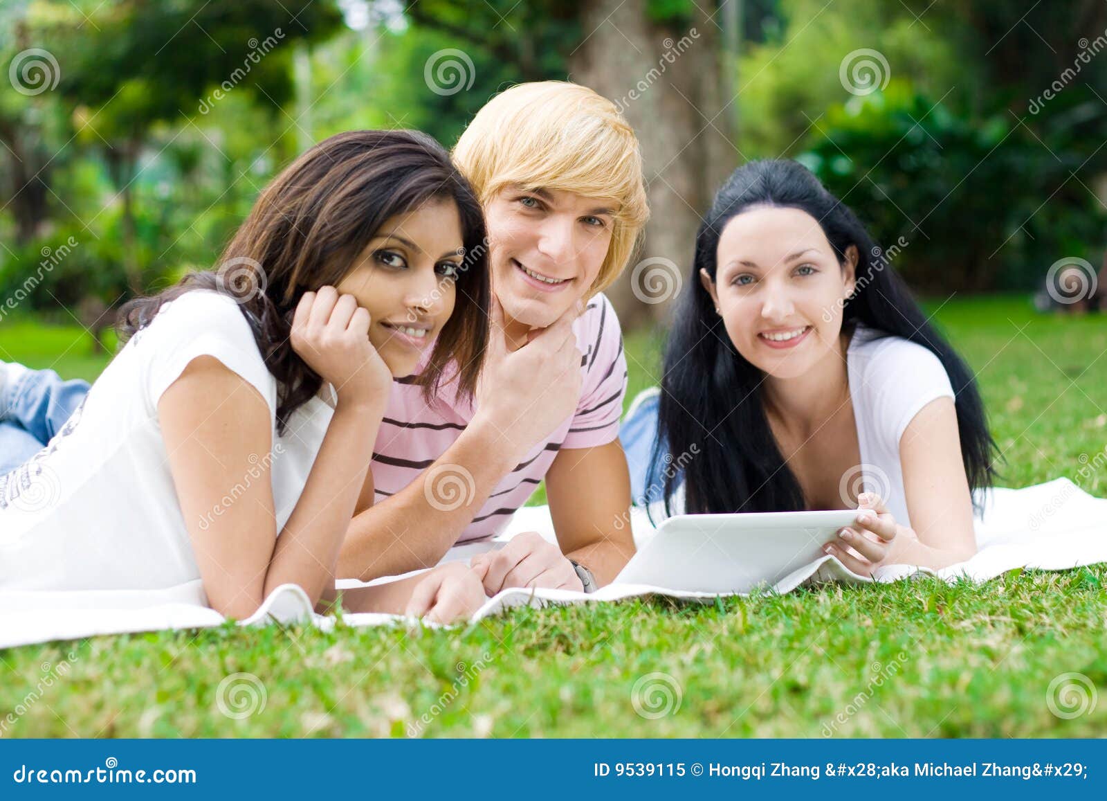 Study group stock image. Image of education, connection - 9539115