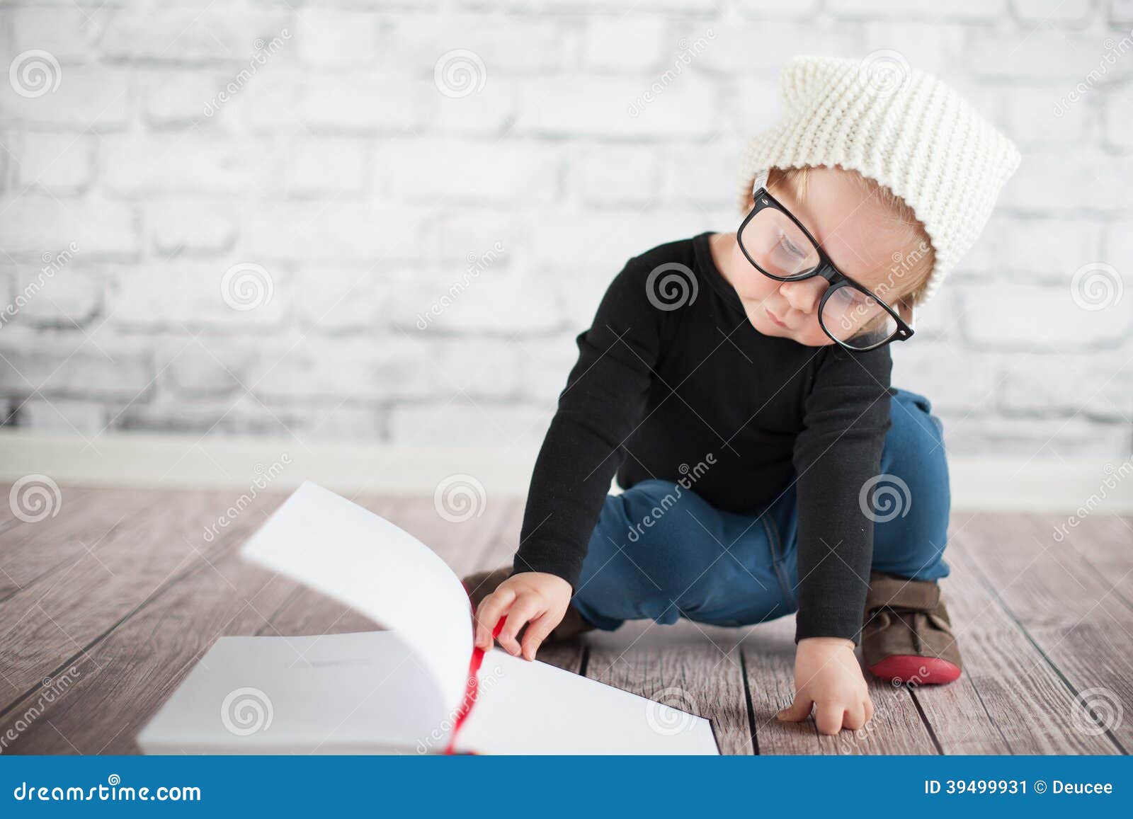 Study Hard with Nerd Glasses Stock Image - Image of home, fashion: 39499931