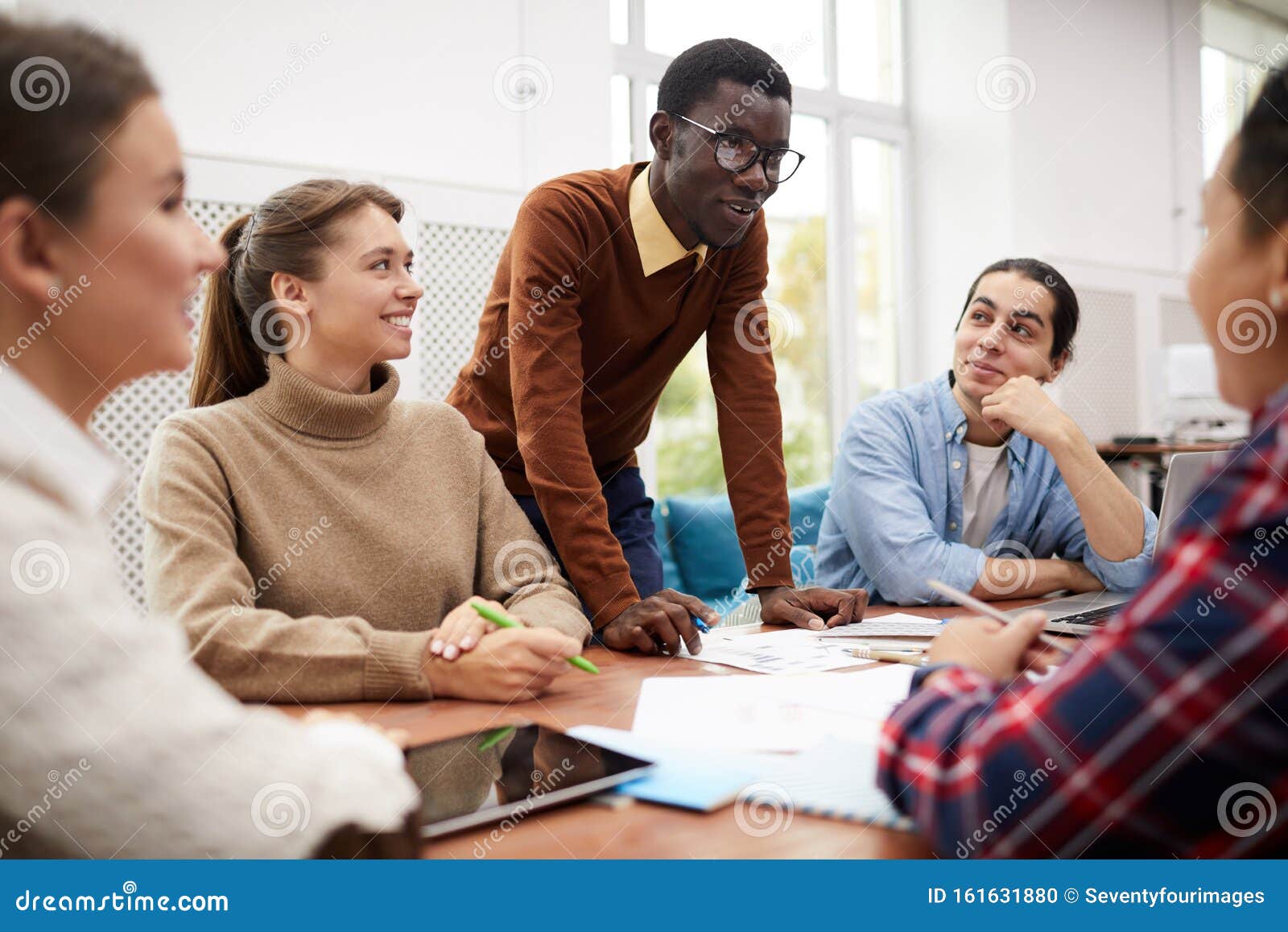 634 Teens Team Working Stock Photos - Free & Royalty-Free Stock Photos ...