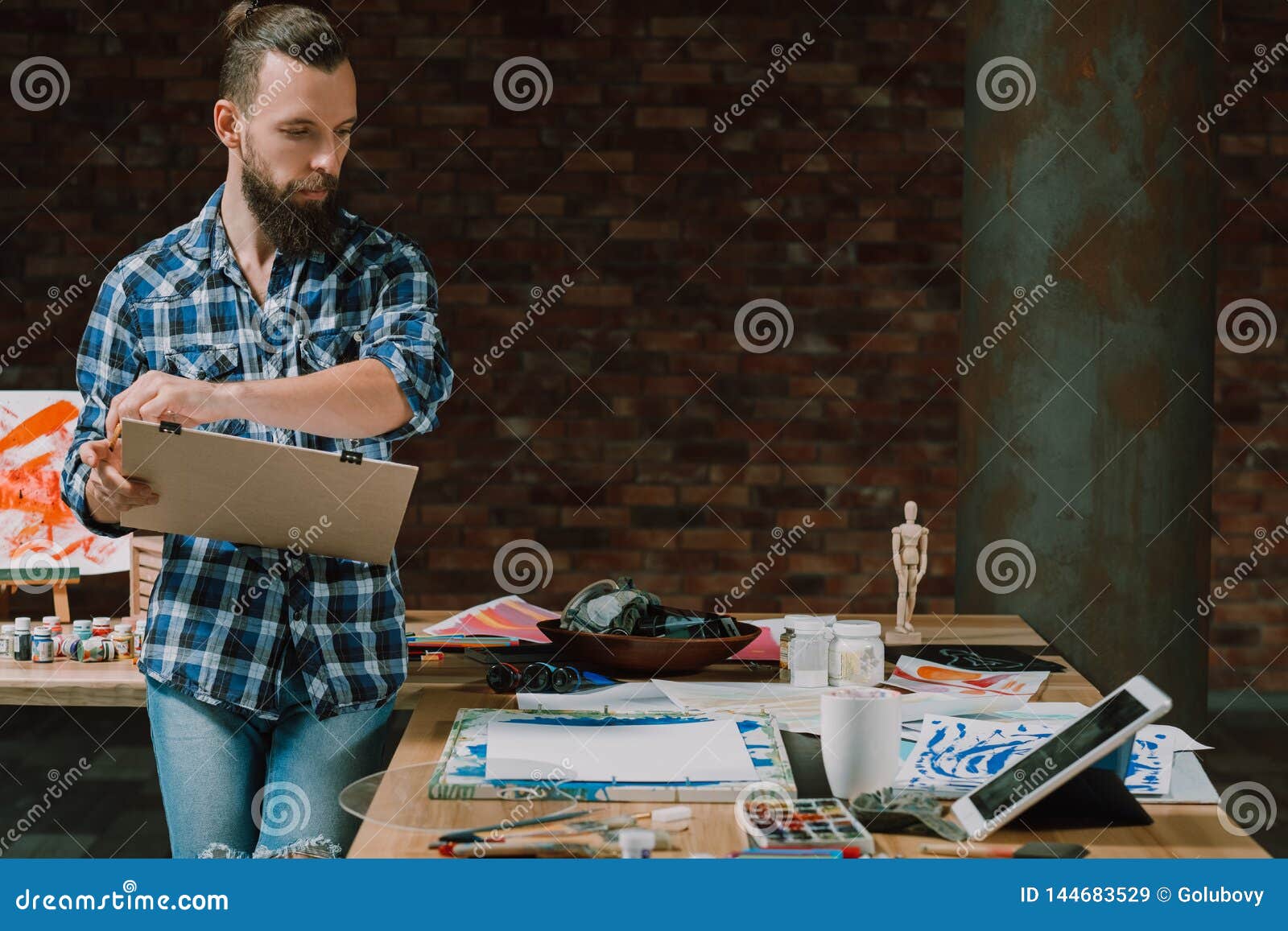 Studying Fine Art Online Tutorial Self Education Stock Image - Image of ...