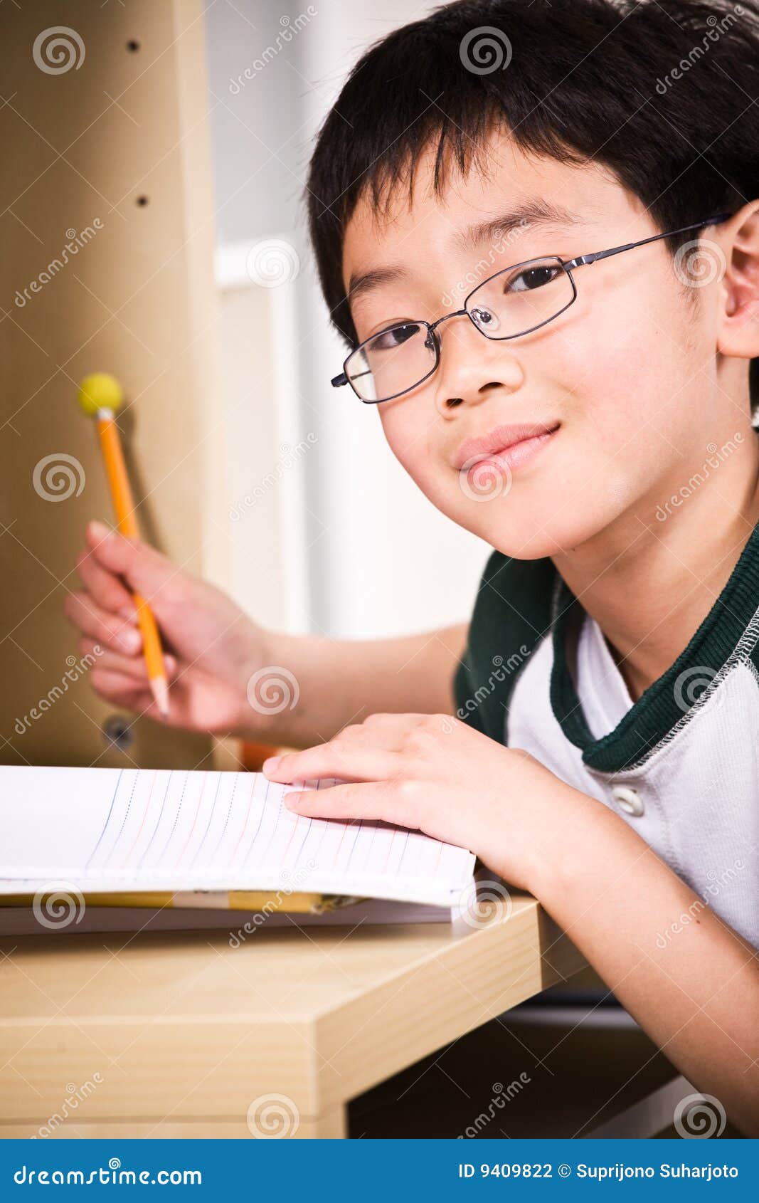 12,376 Asian Kid Studying Stock Photos - Free & Royalty-Free Stock ...