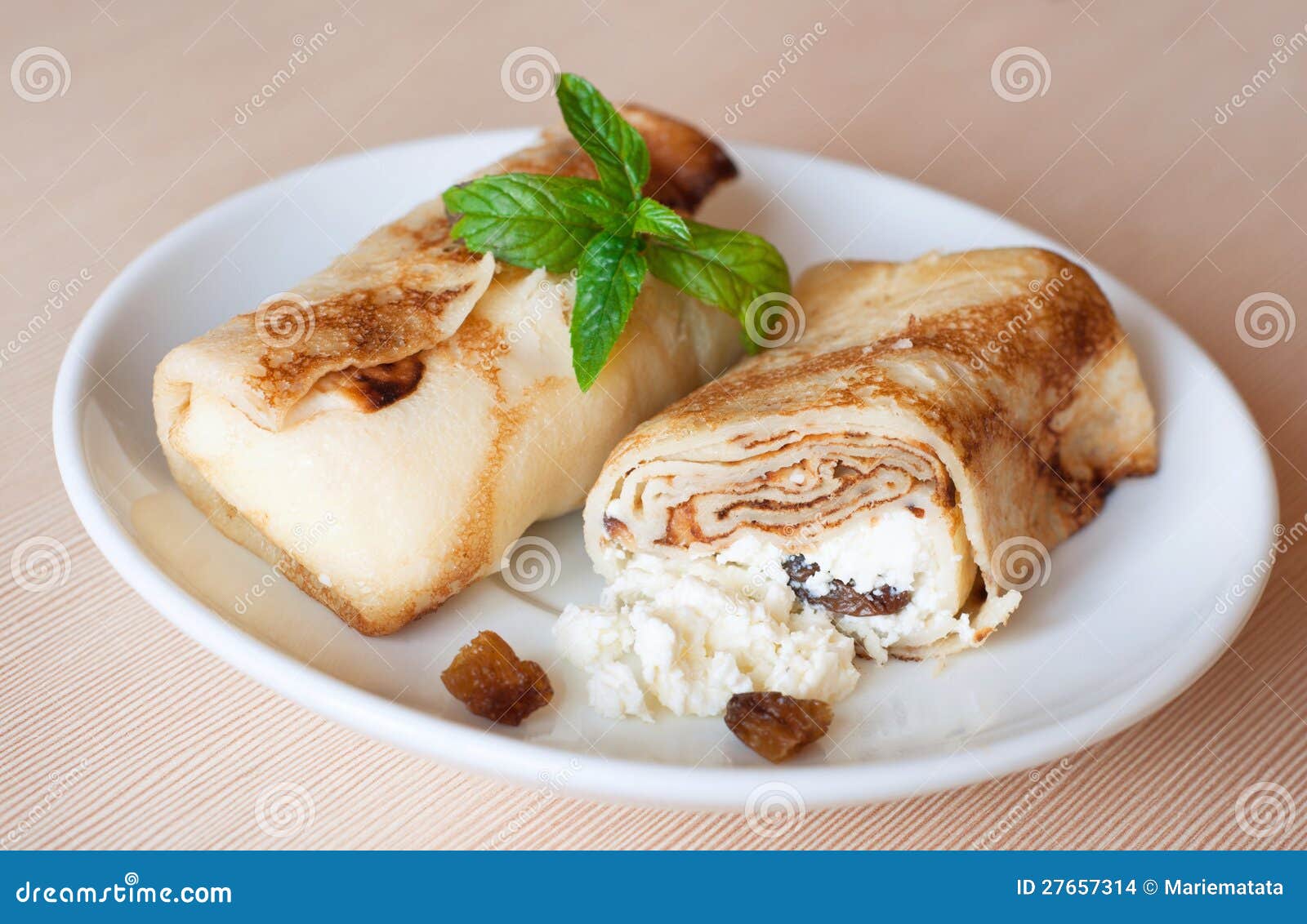 Stuffed pancake breakfast stock photo. Image of fruit - 27657314