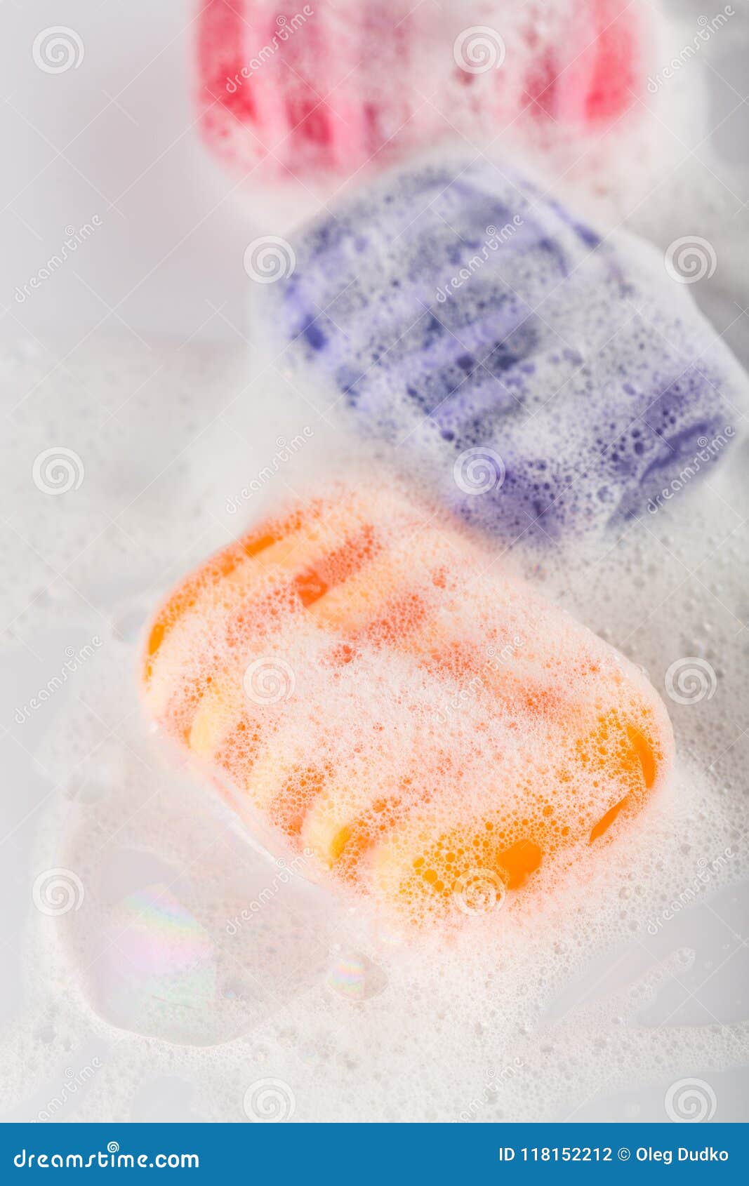 Stuk zeep stock foto. Image of zout, groen, kleur, schoonheid - 118152212