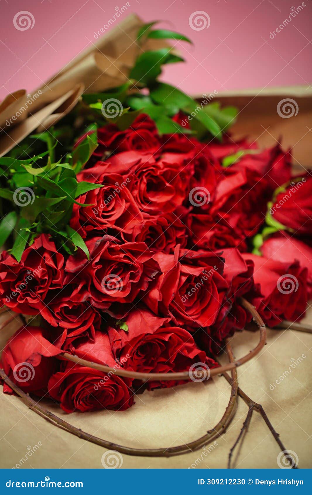 Red Roses on Table - Beautiful Floral Arrangement with Ample Copy Space ...
