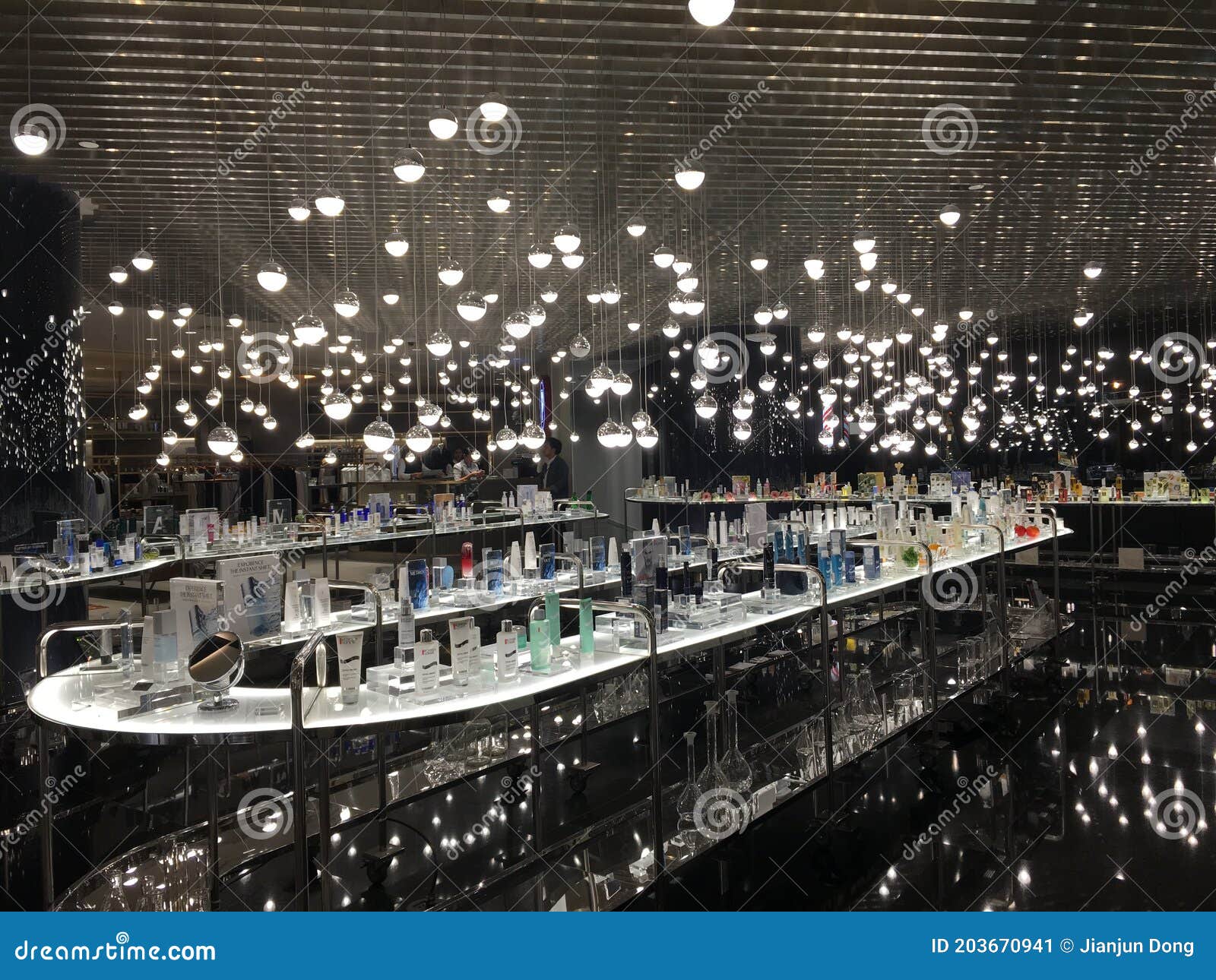 Stunning Interior Design Raindrops Installed Lights Editorial Photo ...