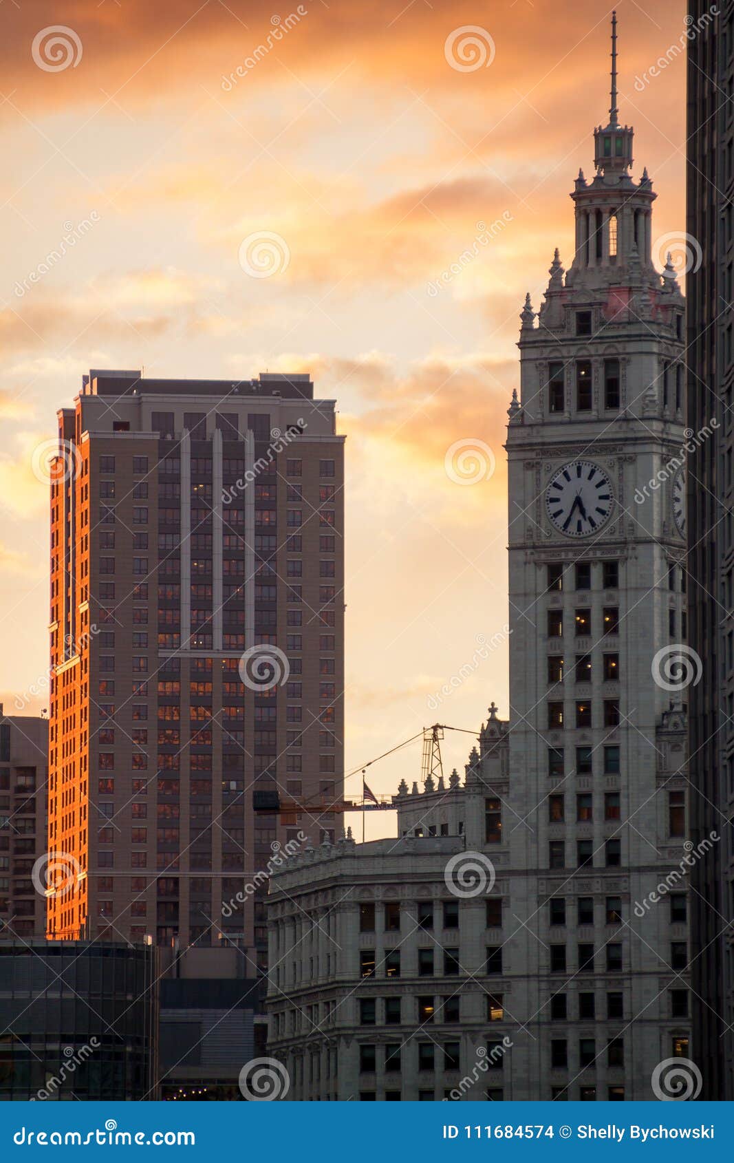 Stunning Sunset Burns Over the Chicago`s Loop. Editorial Stock Image ...