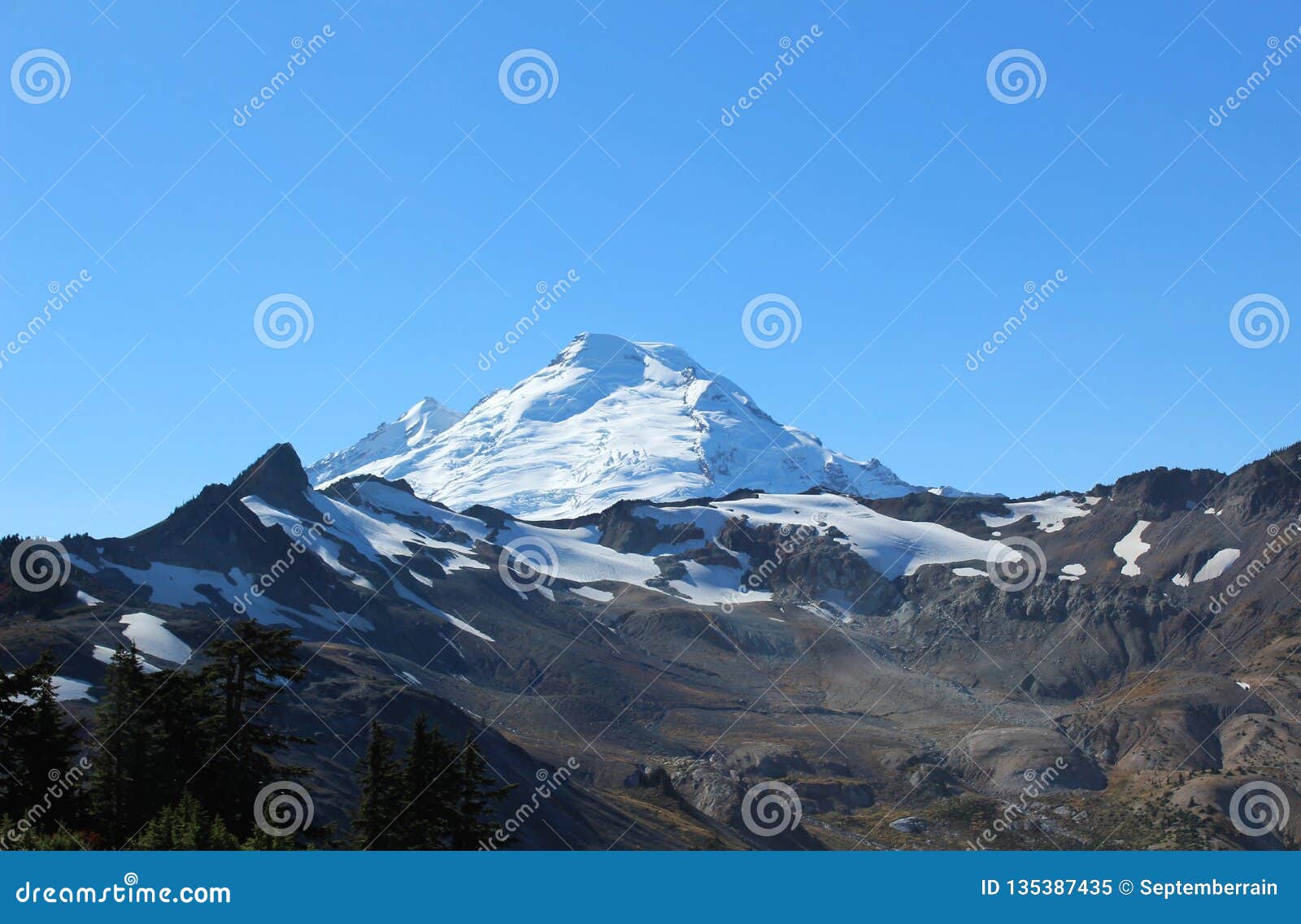 A Stunning View of an Active Volcano, Mount Baker in the North Cascades ...