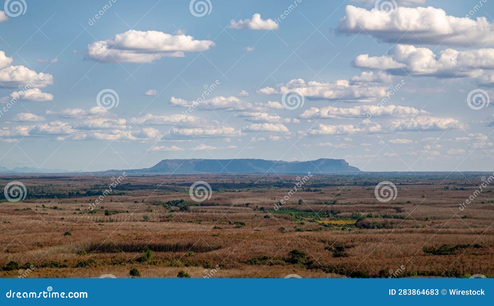 Stunning View of the Majestic Mount Conner, Located in the Australian ...