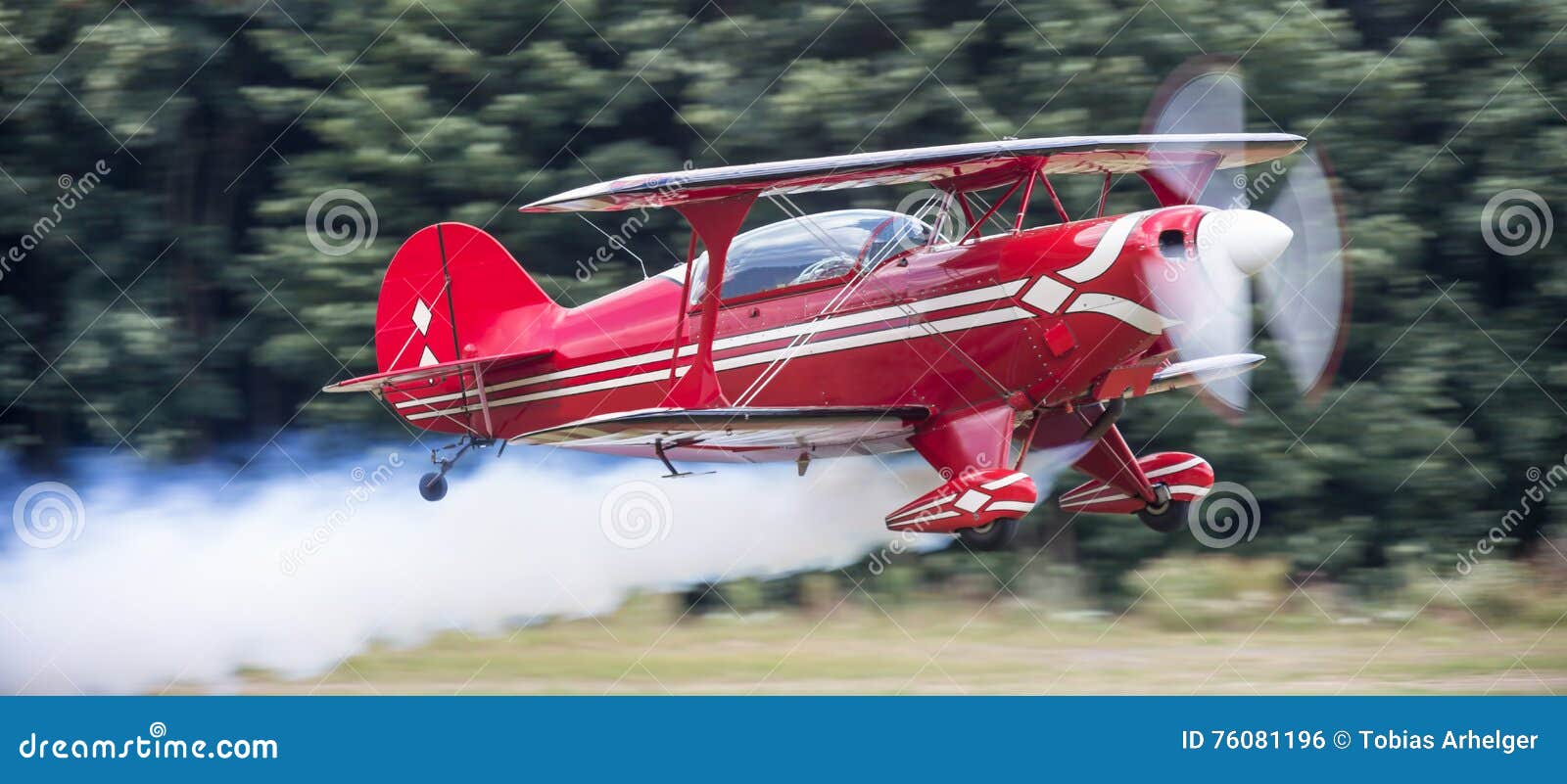 2,671 Airplane Flyer Stock Photos - Free & Royalty-Free Stock Photos ...