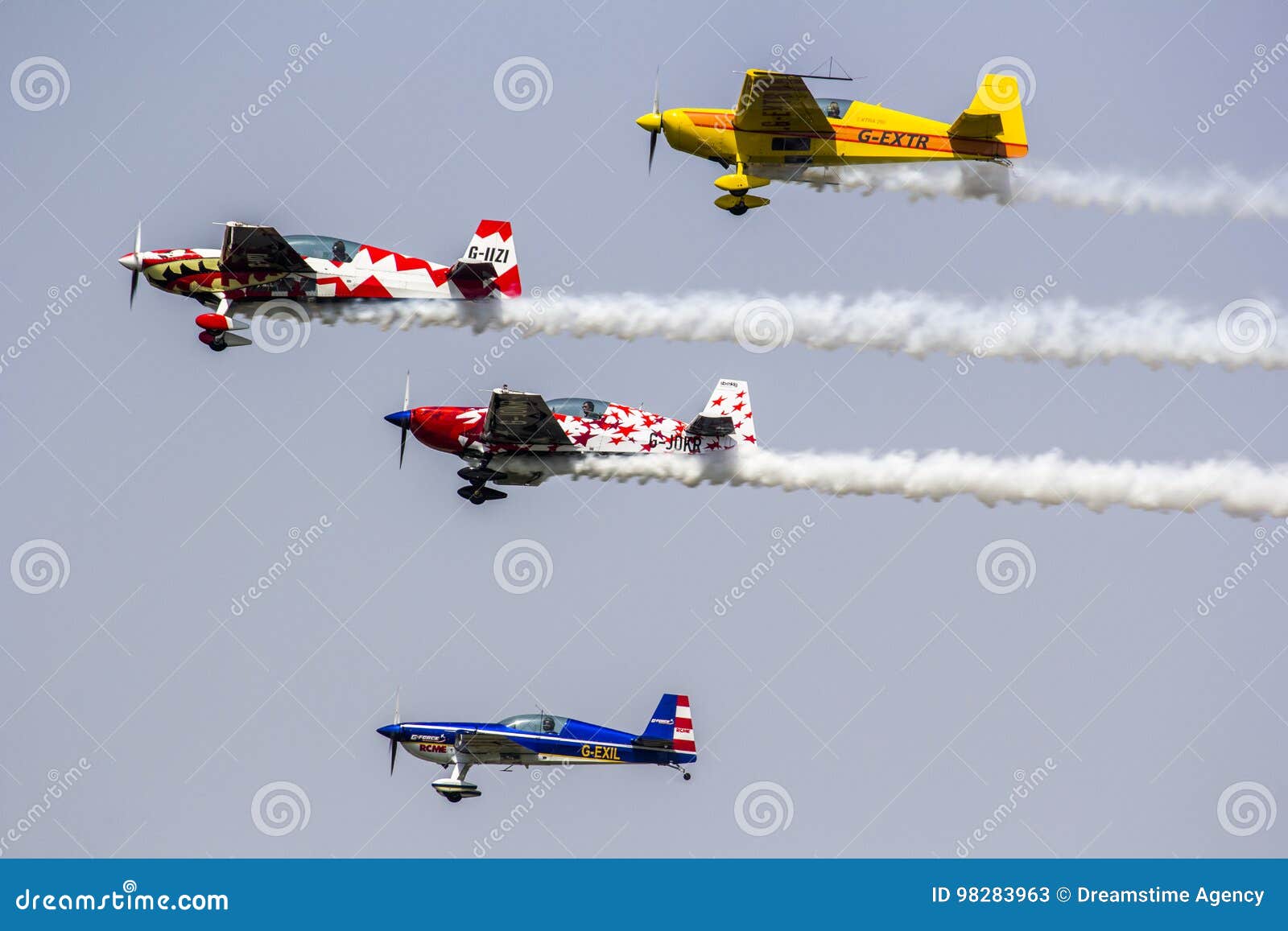Stunt Planes editorial stock photo. Image of fast, aerobatic - 98283963