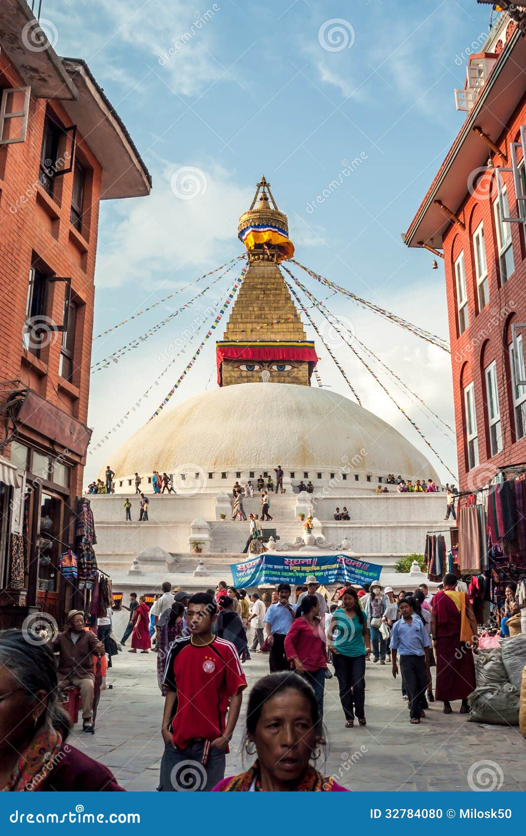 Stupa in Bodnath editorial image. Image of asia, people - 32784080