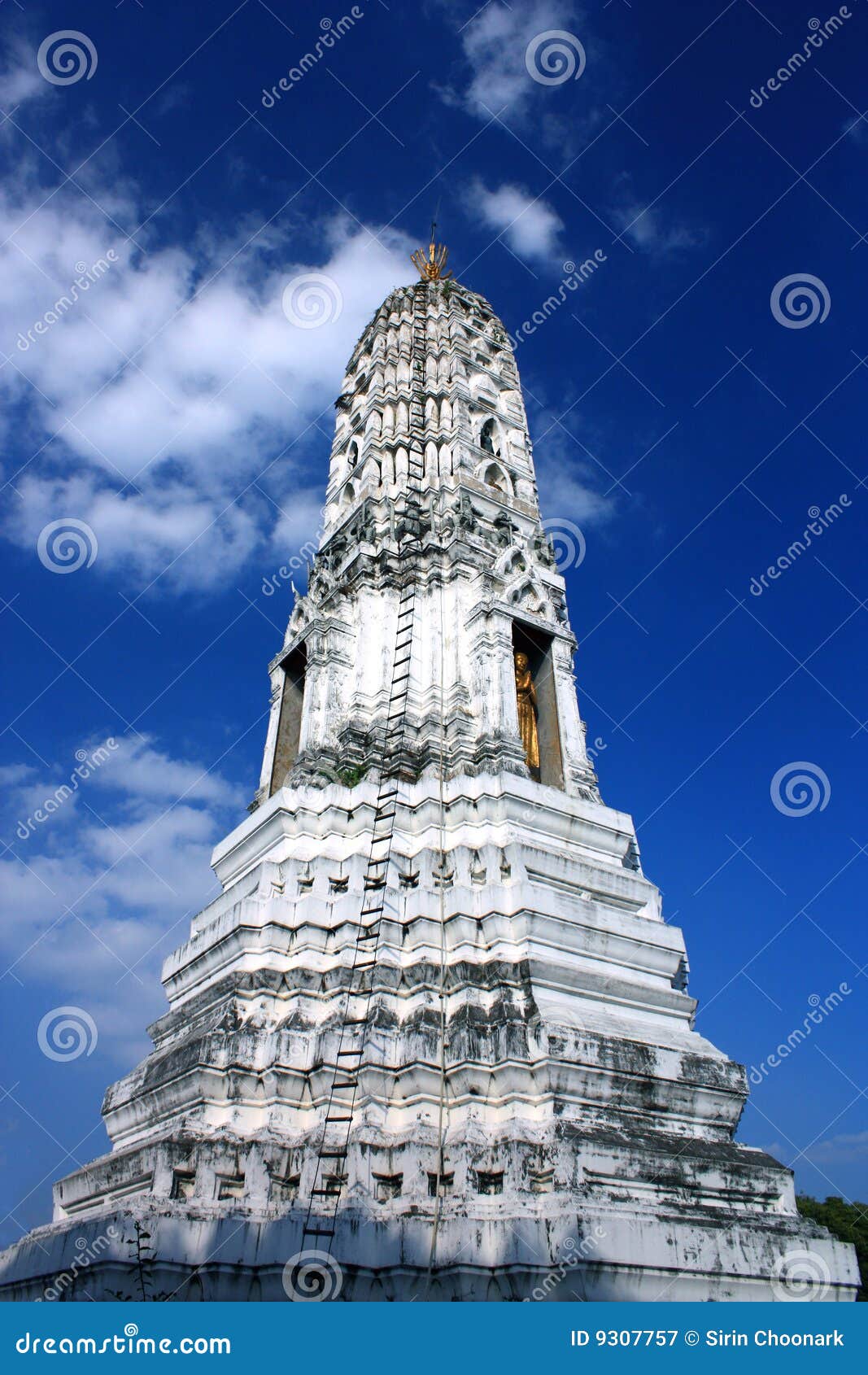 Stupa in Wat Rakang Bangkok Thailand Stock Image - Image of siam, white ...