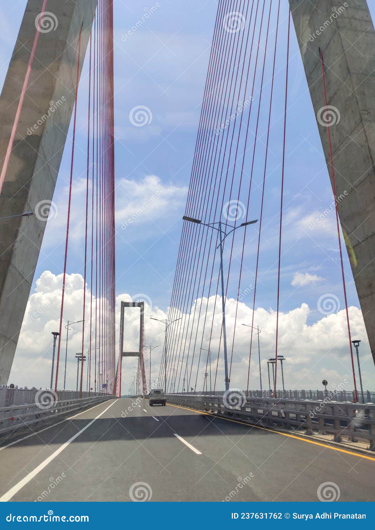 Sturdy Pillars on the Suramadu Bridge Editorial Photography - Image of ...