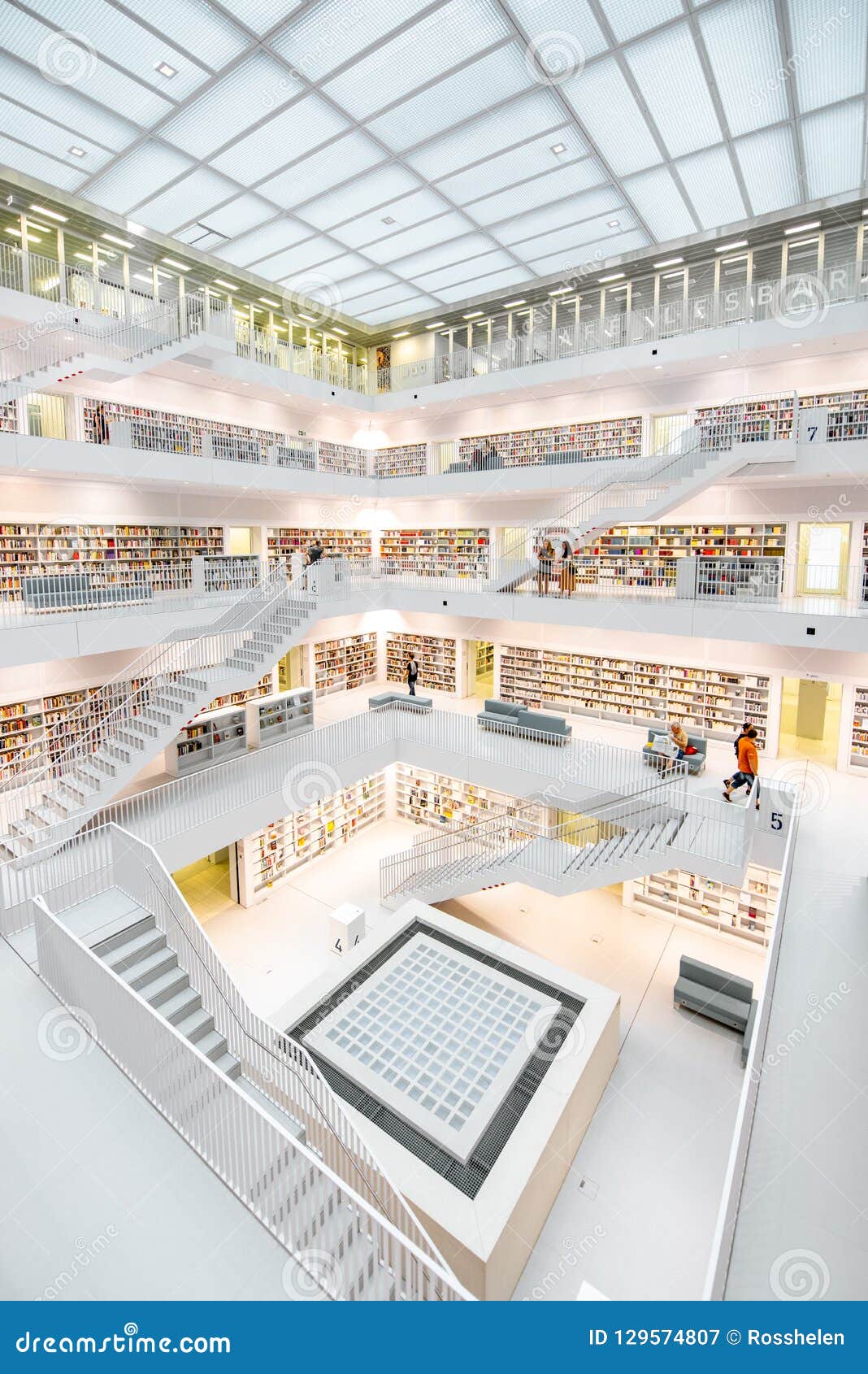 Stuttgard City Library editorial photography. Image of library - 129574807