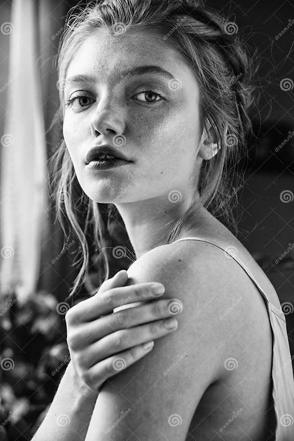 Stylish Hipster Woman with Fern Leaf Embracing. Girl Portrait with ... Stylish Hipster Woman with Fern Leaf Embracing. Girl Portrait with ...