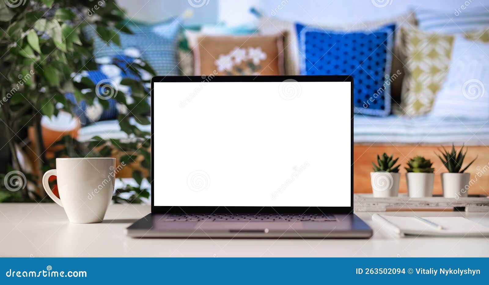 Blank Screen Laptop on Desk Stock Photo - Image of business, office ... Blank Screen Laptop on Desk Stock Photo - Image of business, office ...