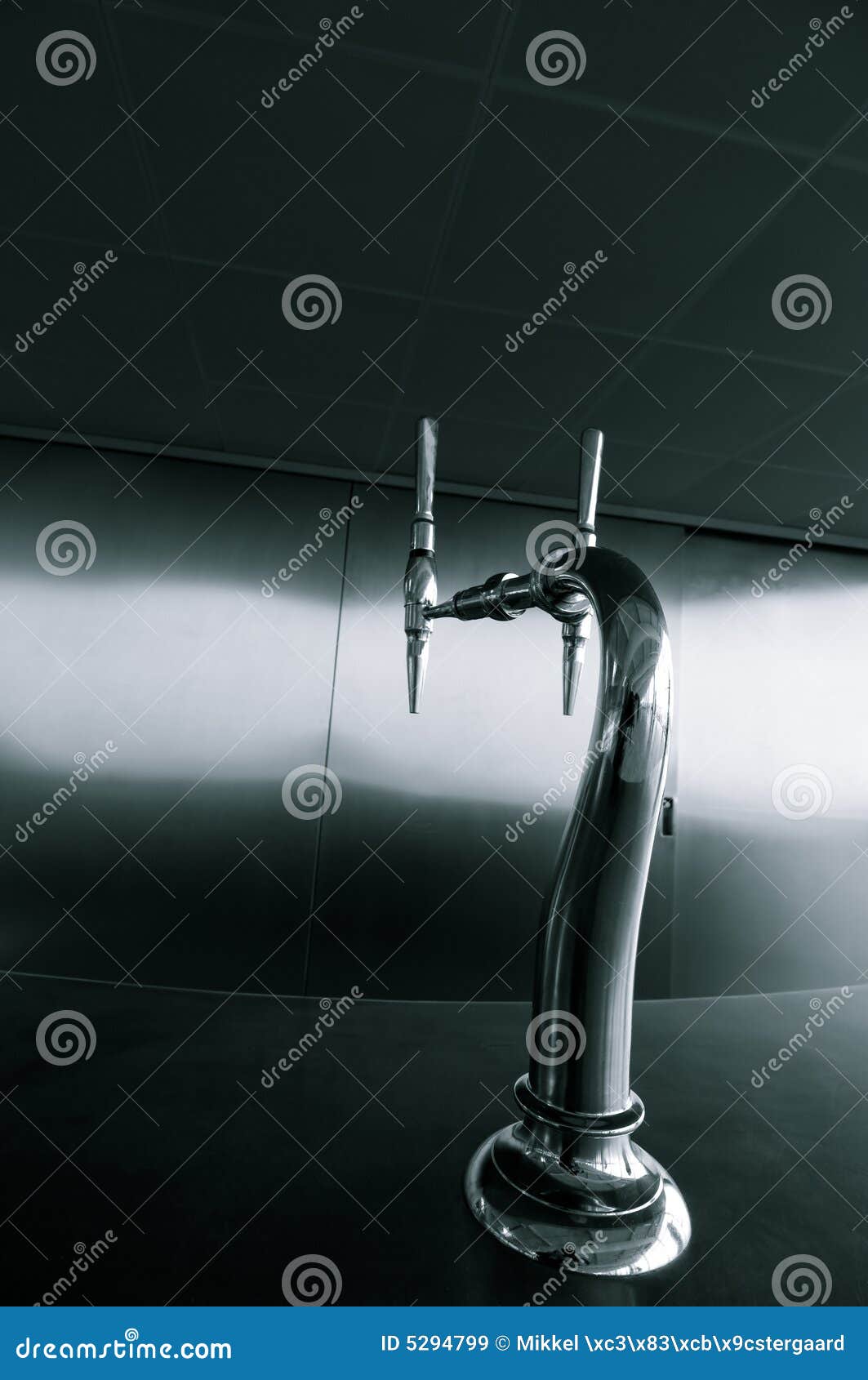 Stylish Spigot Modern Bar Environment Stock Photos - Free & Royalty ...