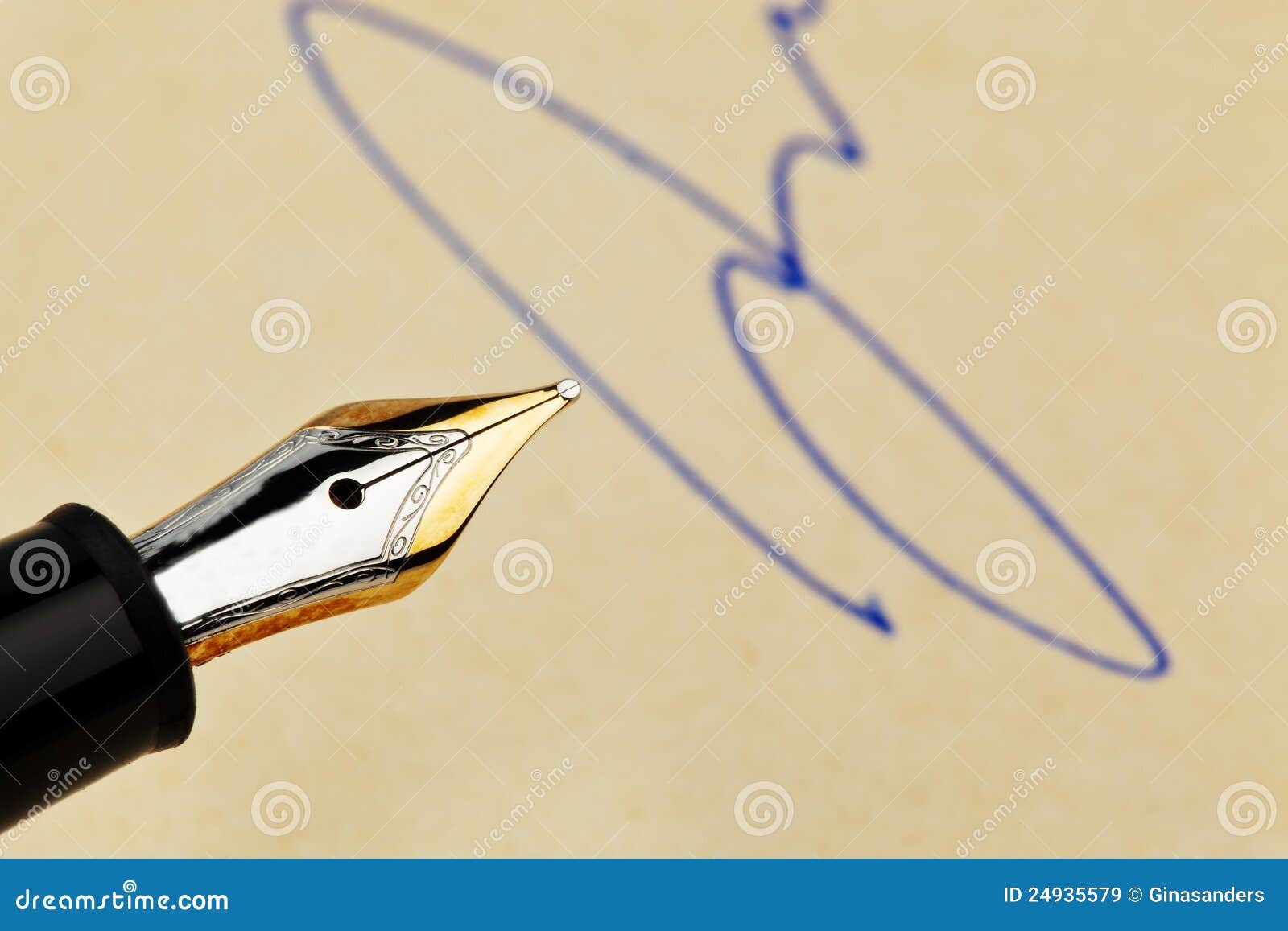 Stylo-plume Avec La Signature Image stock - Image du certificat ...