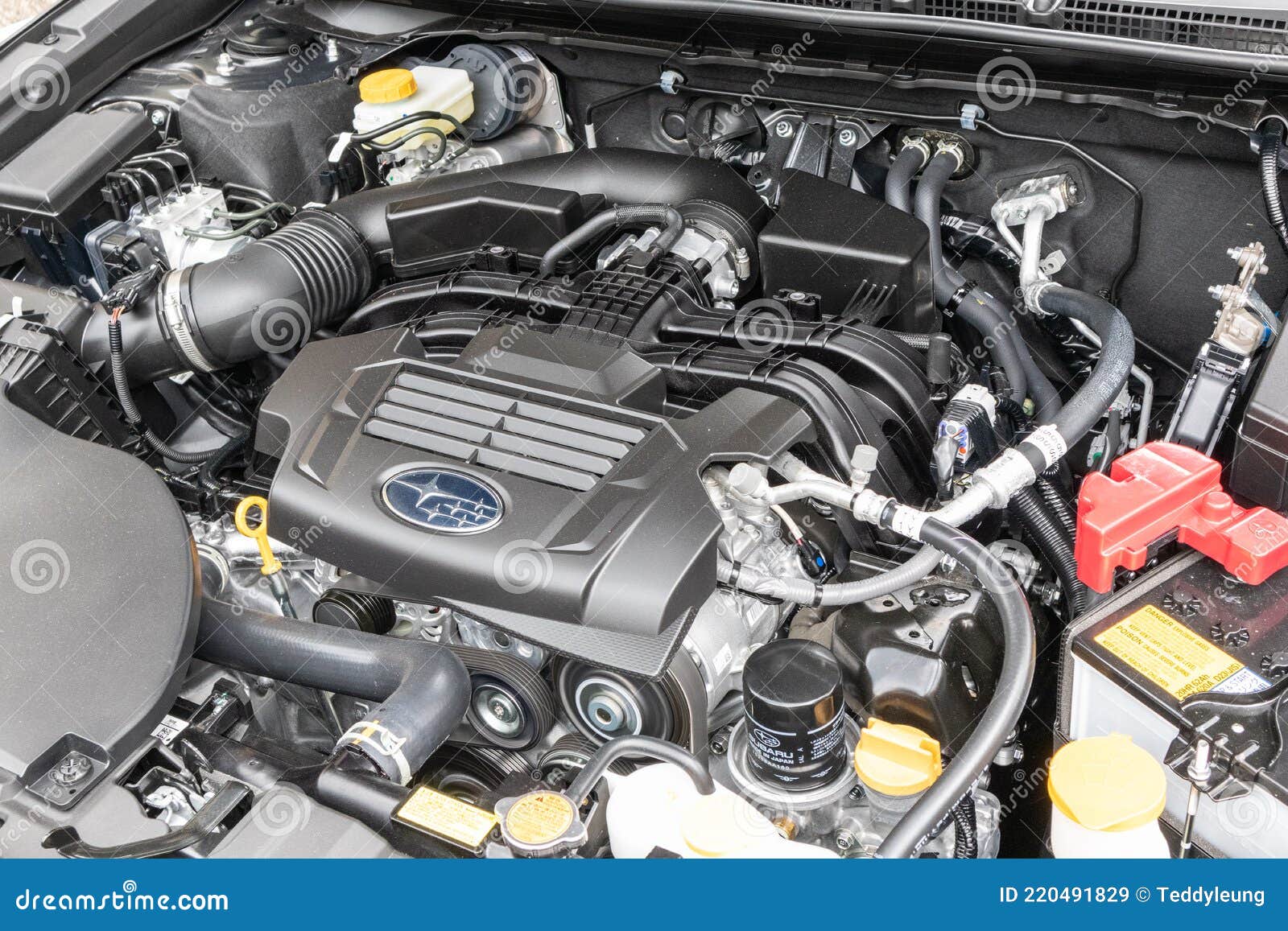 Subaru Outback Engine editorial stock image. Image of kong - 220491829