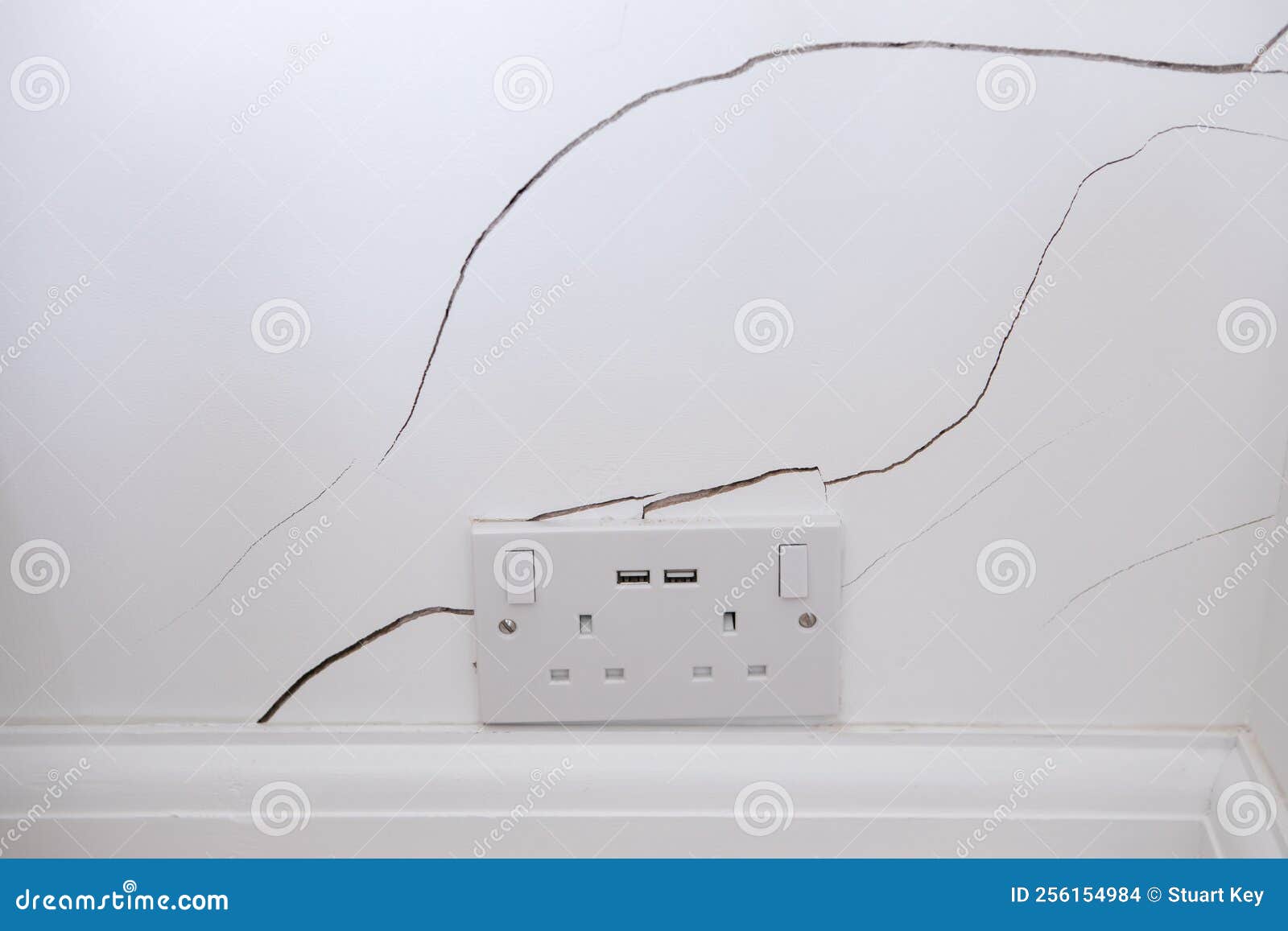 Subsidence Cracking Around Plug Socket in House Stock Photo - Image of ...
